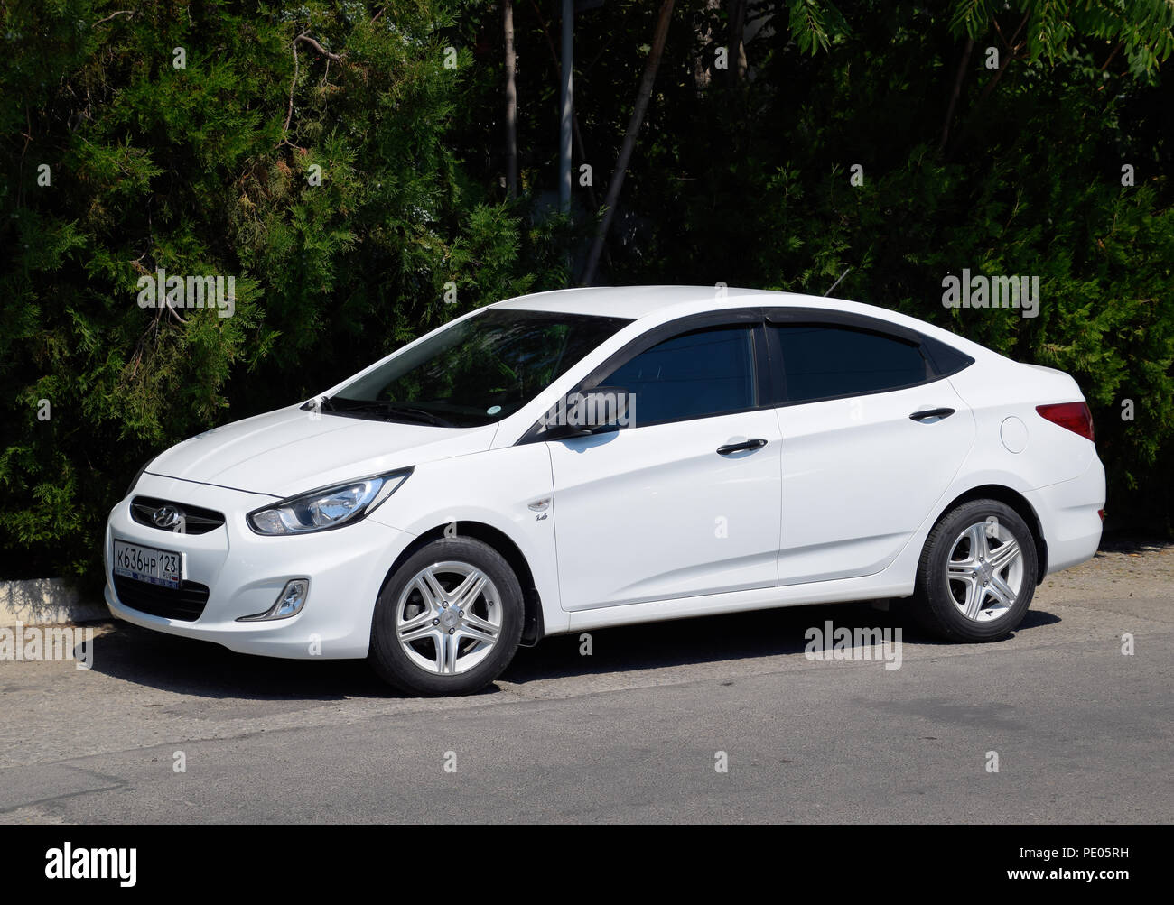 New solaris car hi-res stock photography and images - Alamy