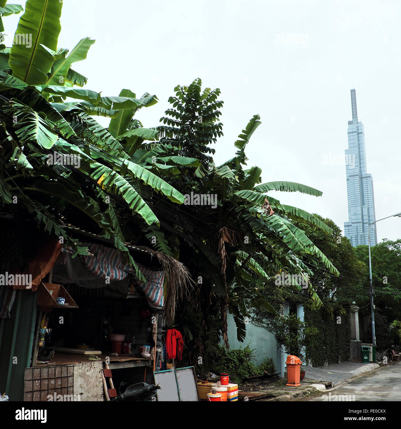 Rich poor contrast hi-res stock photography and images - Alamy