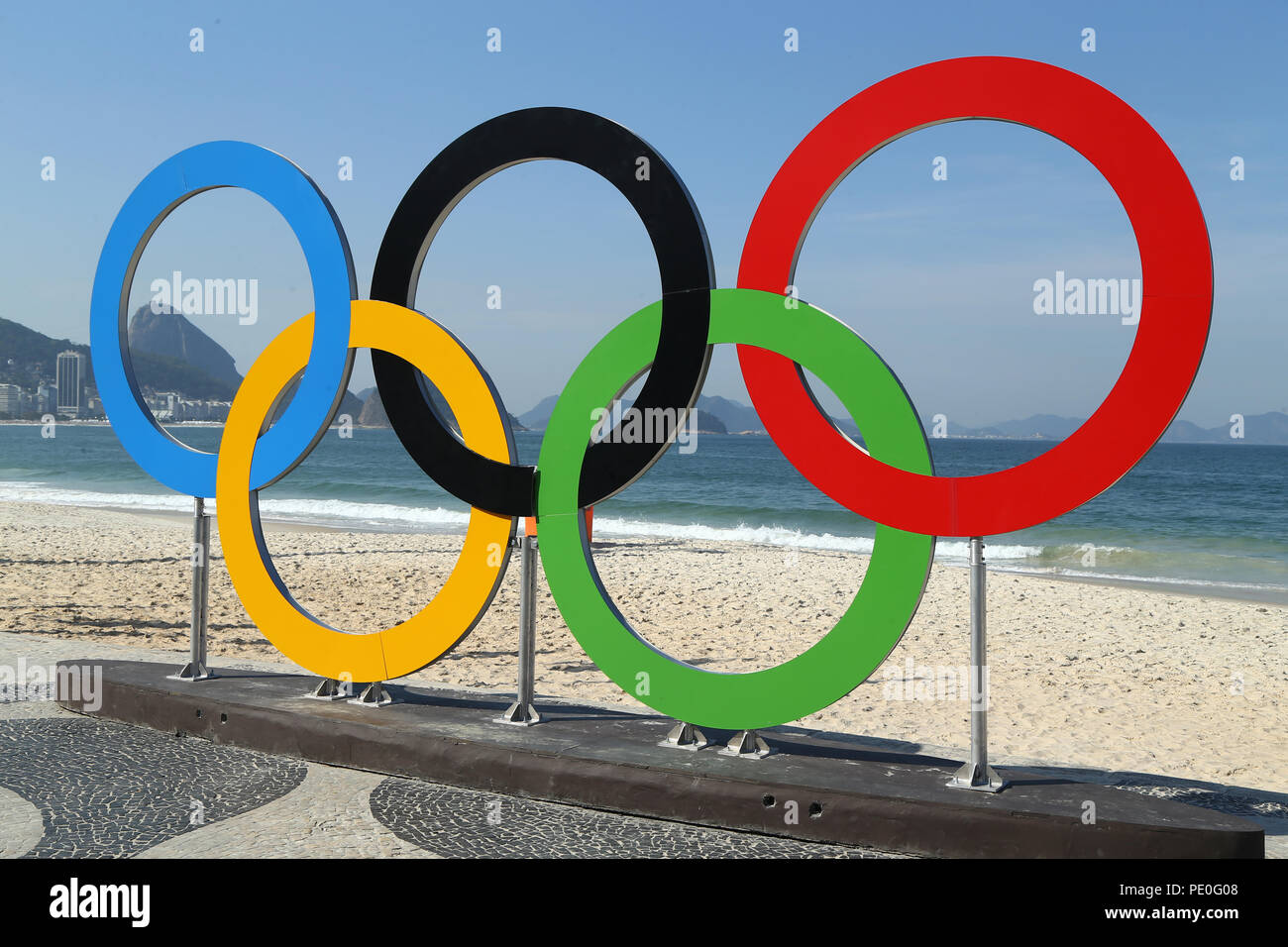 Rio 2016 olympic logo hi-res stock photography and images - Alamy