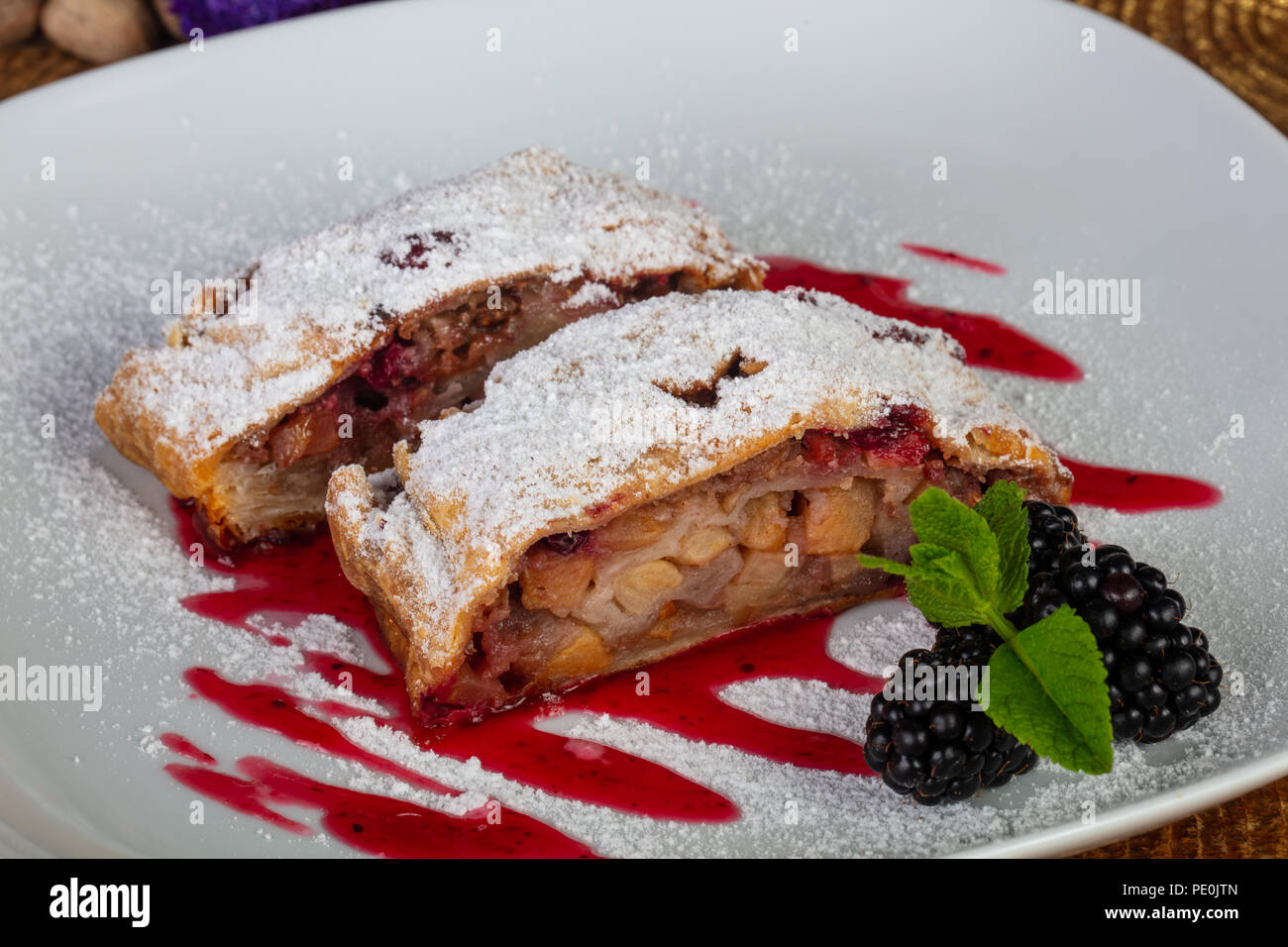 Blackberry apple strudel hi-res stock photography and images - Alamy