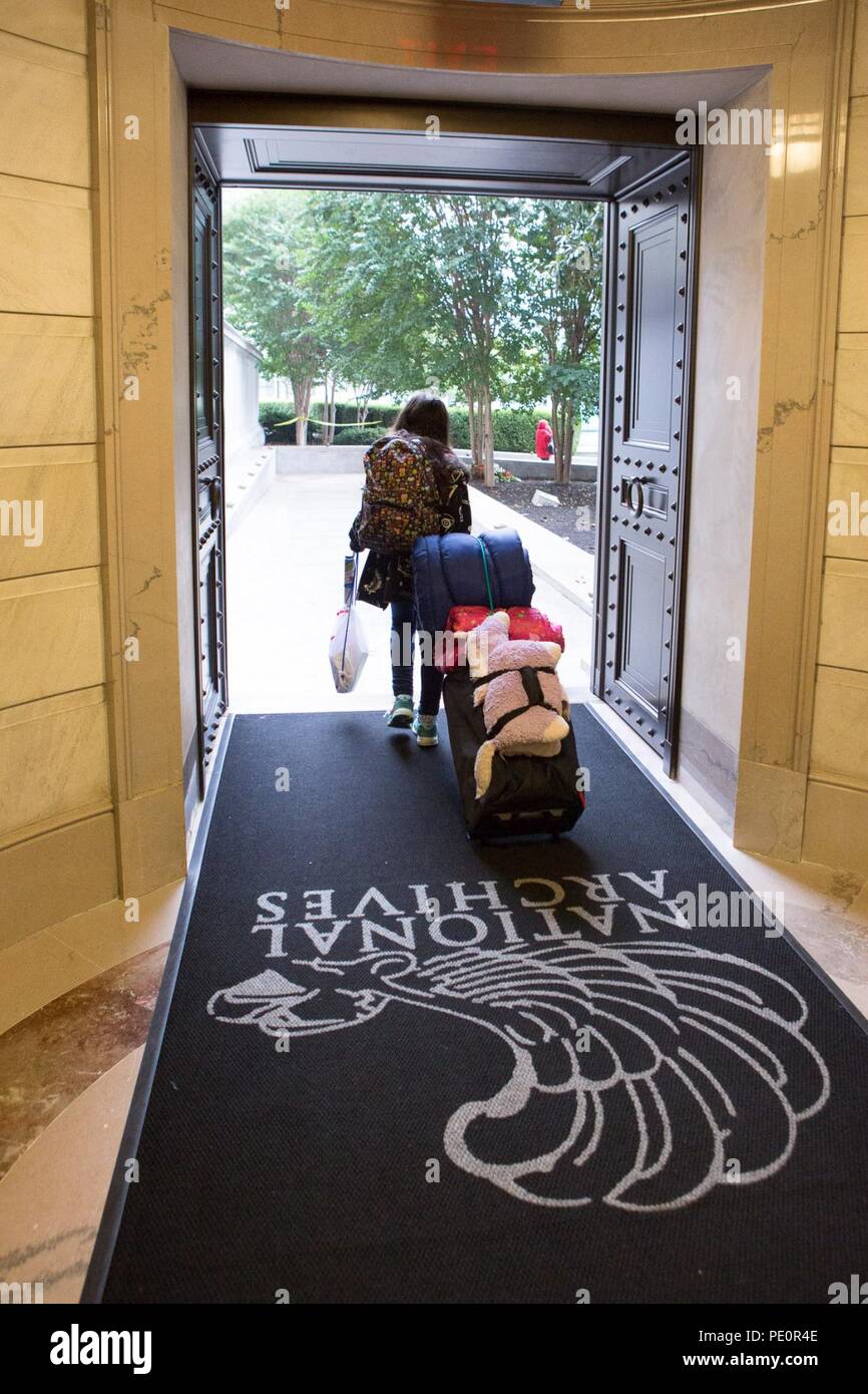 Astronaut george zamka hi-res stock photography and images - Alamy