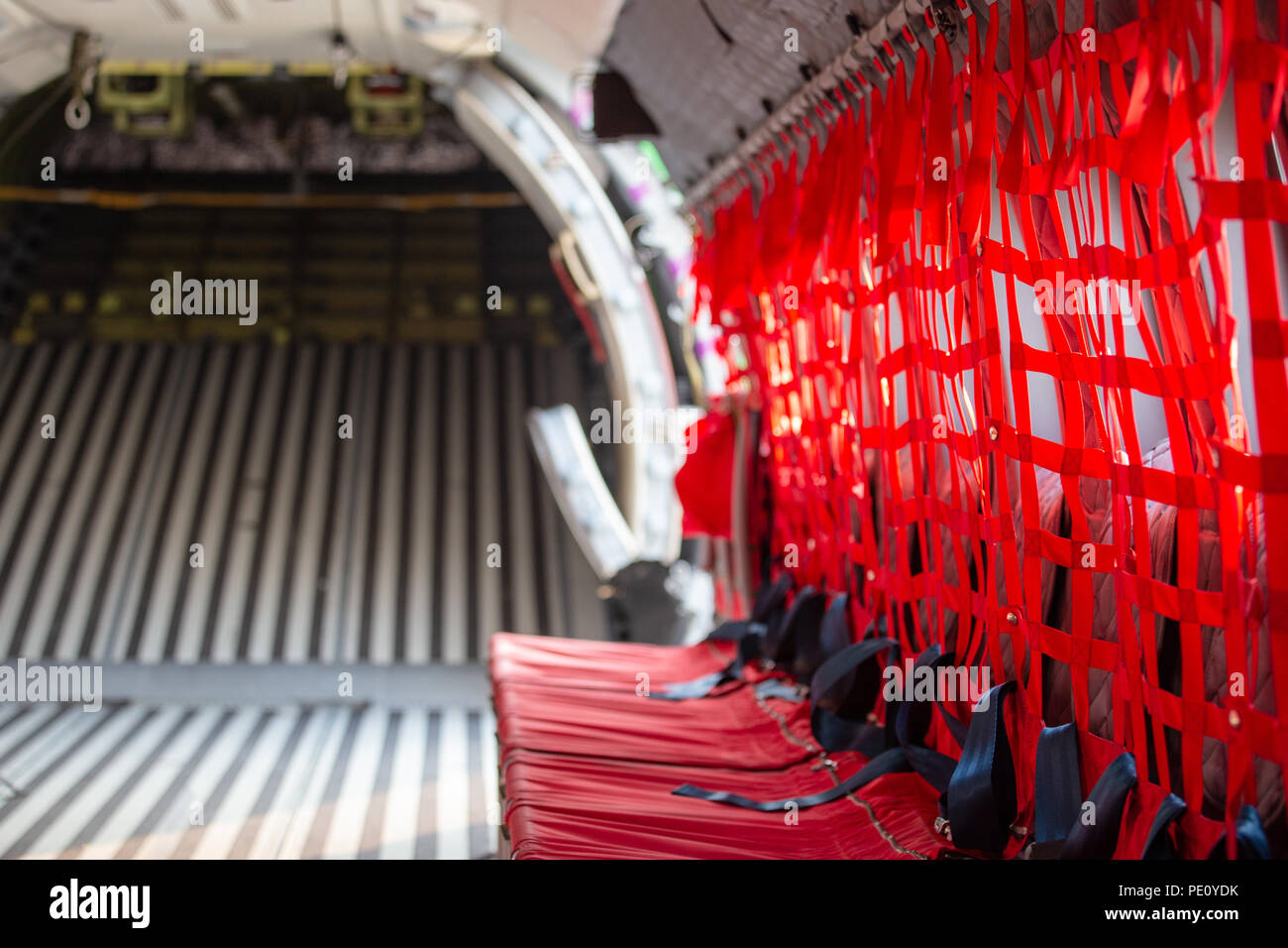 red net seat with seatbelt for paratrooper or airborn forces in ...