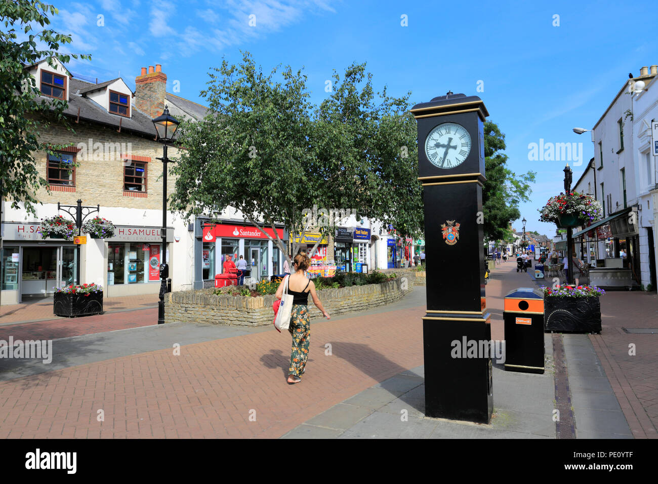 Buckingham town centre hi-res stock photography and images - Alamy