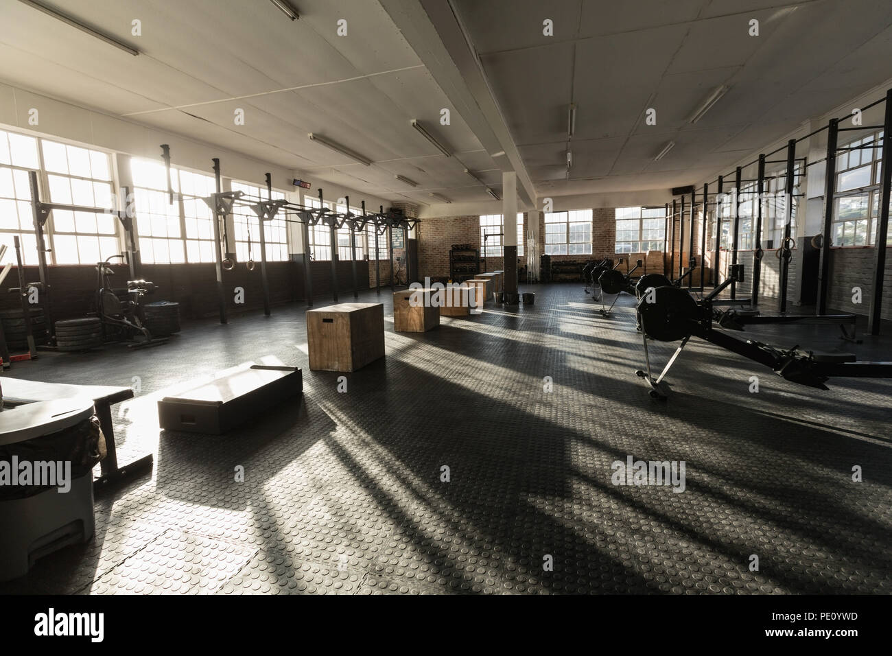 Health club interior hi-res stock photography and images - Alamy
