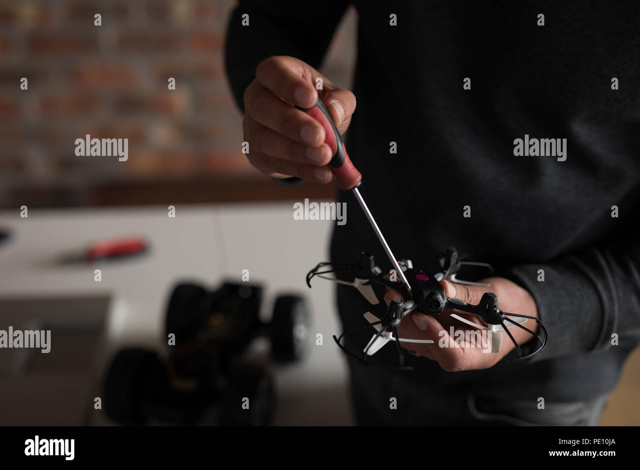 Electrical engineer hi-res stock photography and images - Alamy