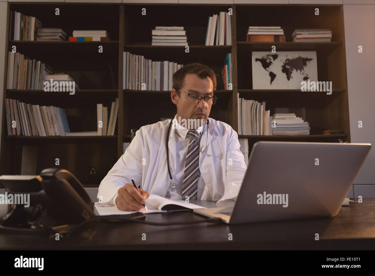 Office at laboratory hi-res stock photography and images - Alamy