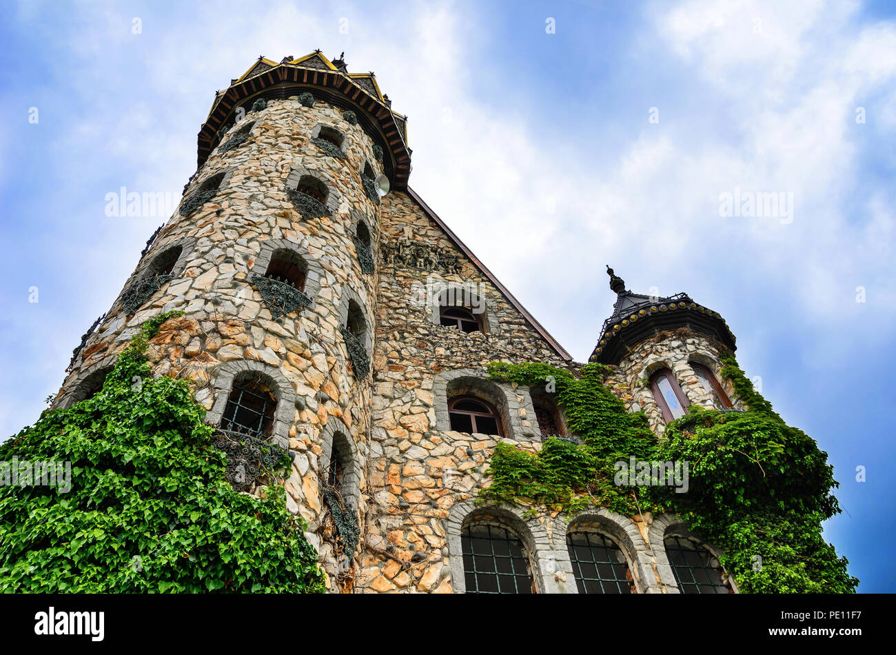 Ravadinovo castle bulgaria hi-res stock photography and images - Alamy