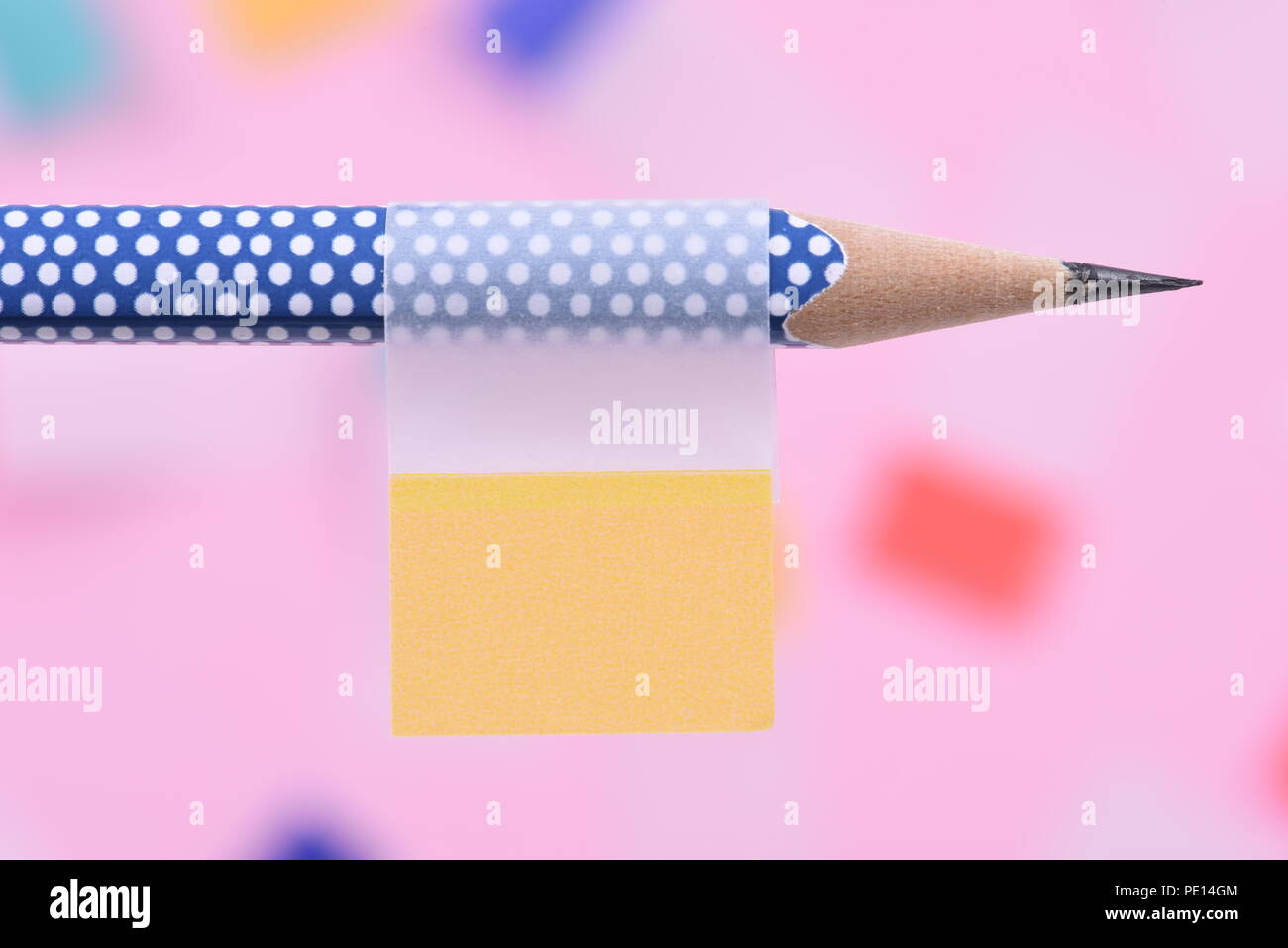 Blank sticky note hi-res stock photography and images - Alamy