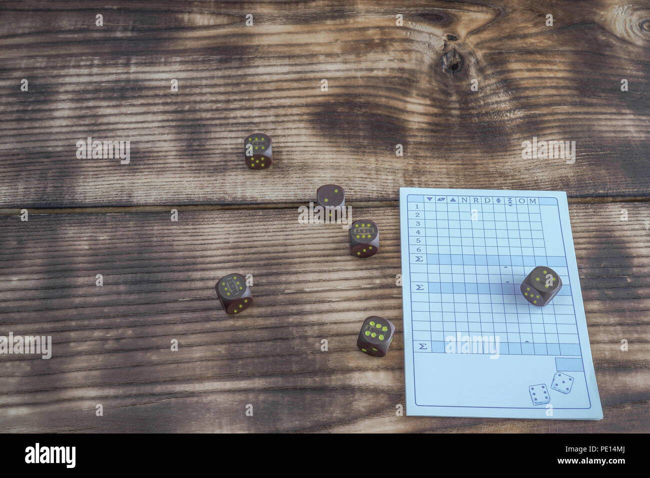 Dice games hi-res stock photography and images - Alamy