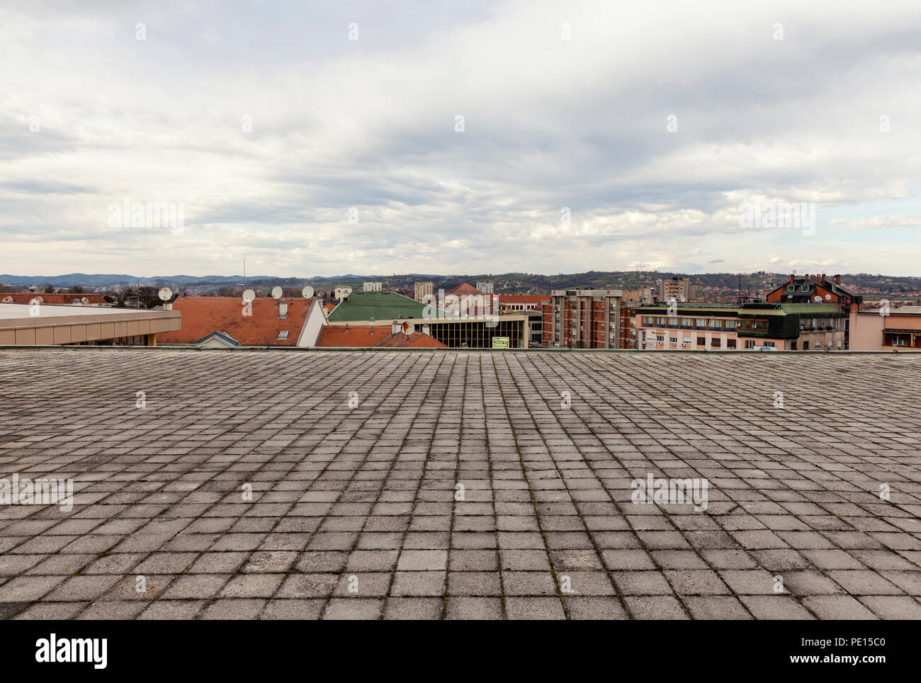 flat roof overlooking the city Stock Photo - Alamy