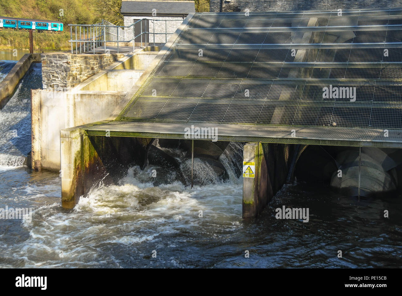 Hydroelectric scheme hi-res stock photography and images - Alamy