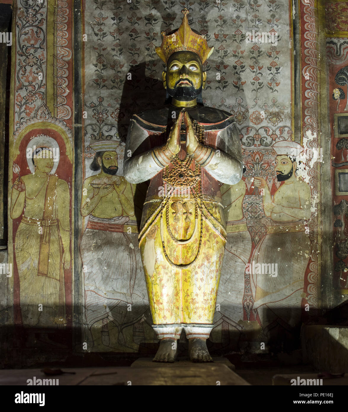 Buddha statue, Sri Lanka Stock Photo - Alamy
