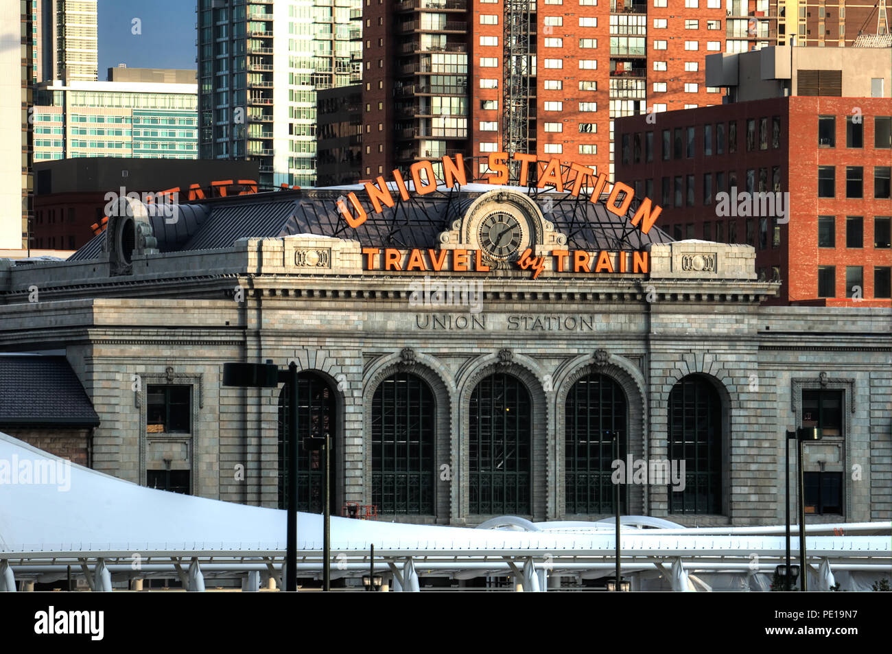 Multi modal transportation center hi-res stock photography and images ...