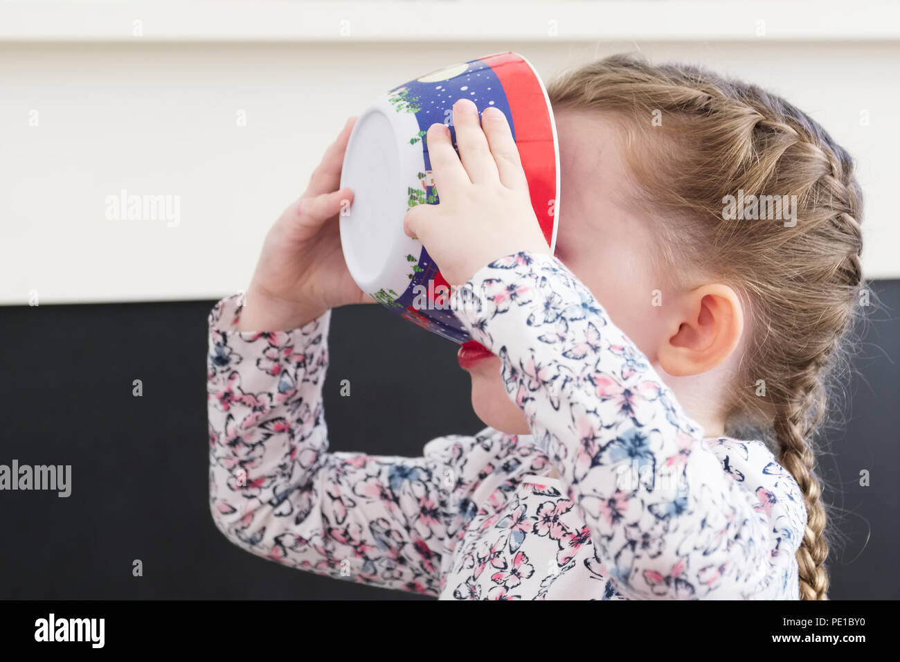 Dish face hi-res stock photography and images - Alamy