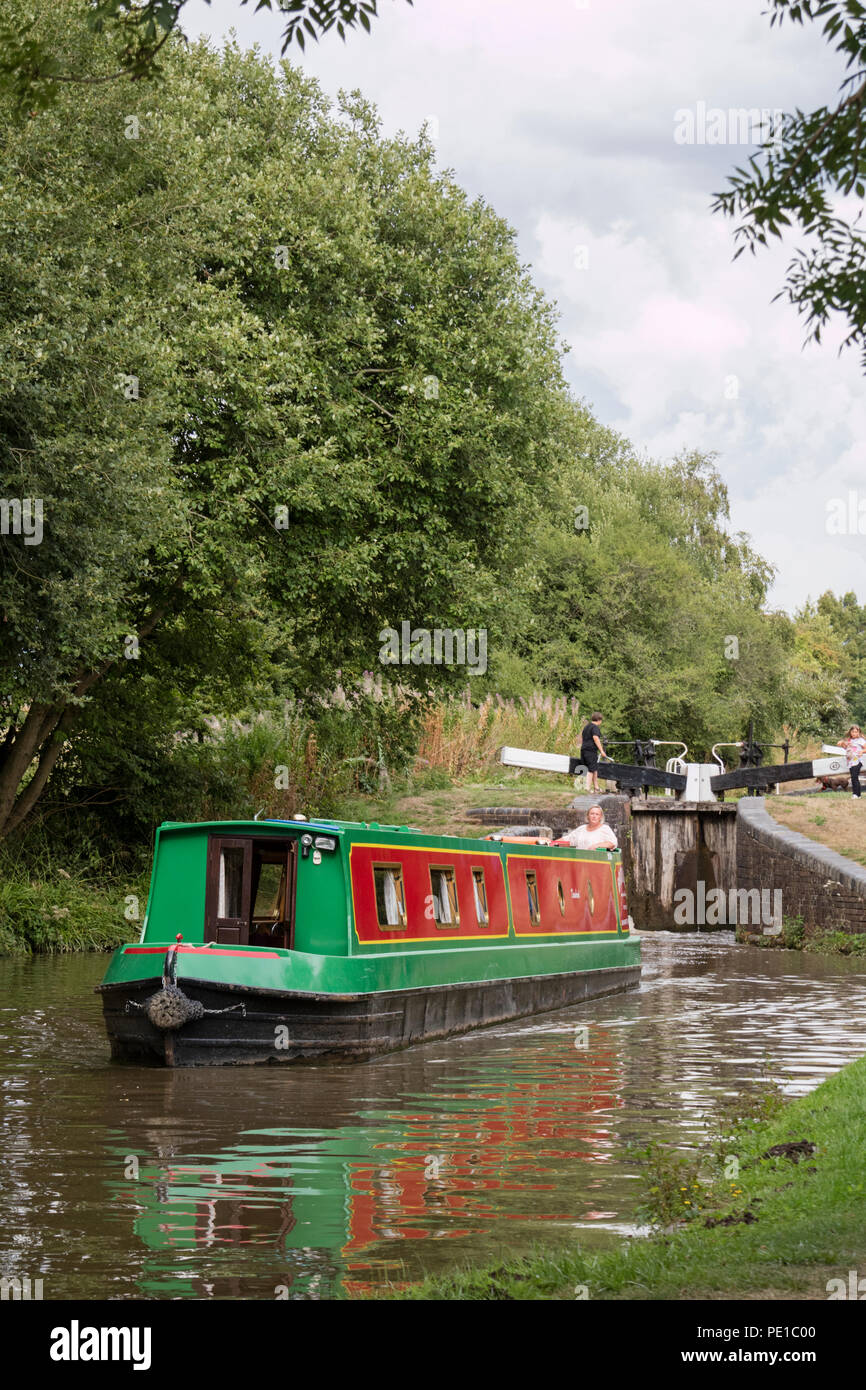 Worcester and Birmingham canal Stock Photo - Alamy
