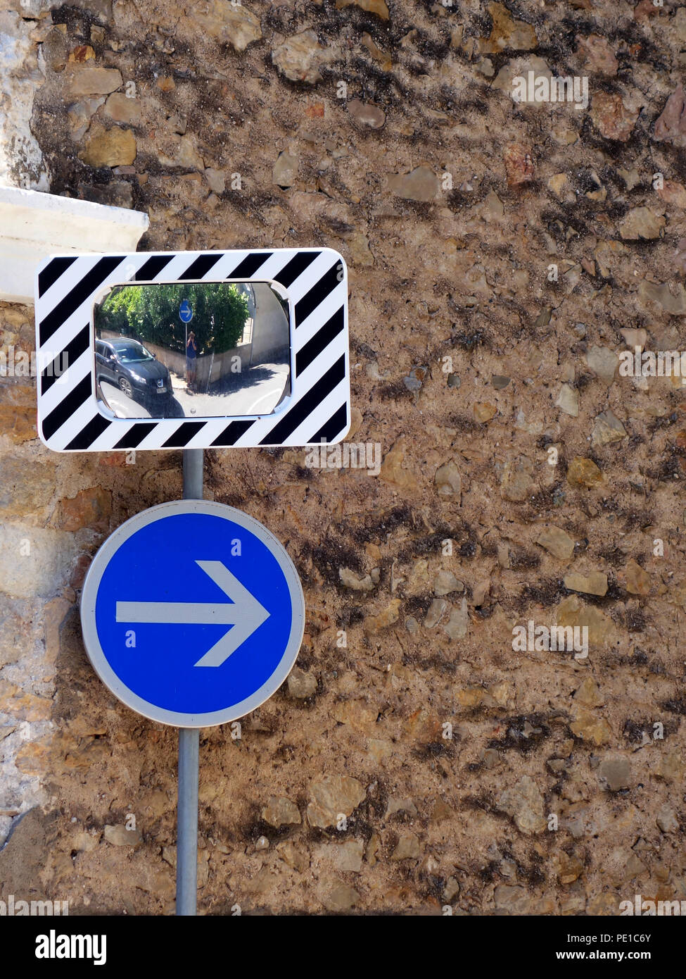 Turn around road signs hi-res stock photography and images - Alamy