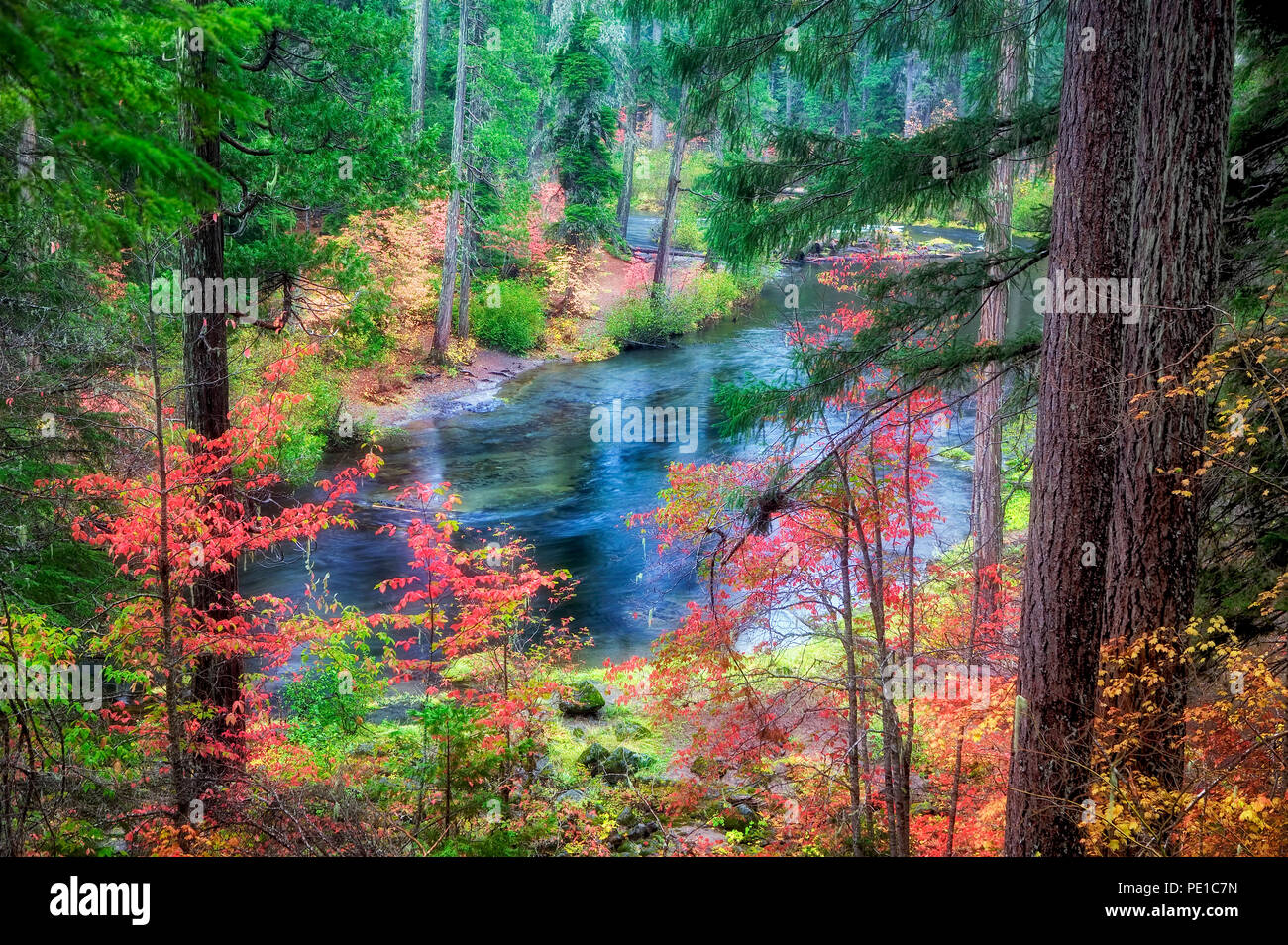 Rogue river fall color rogue hi-res stock photography and images - Alamy
