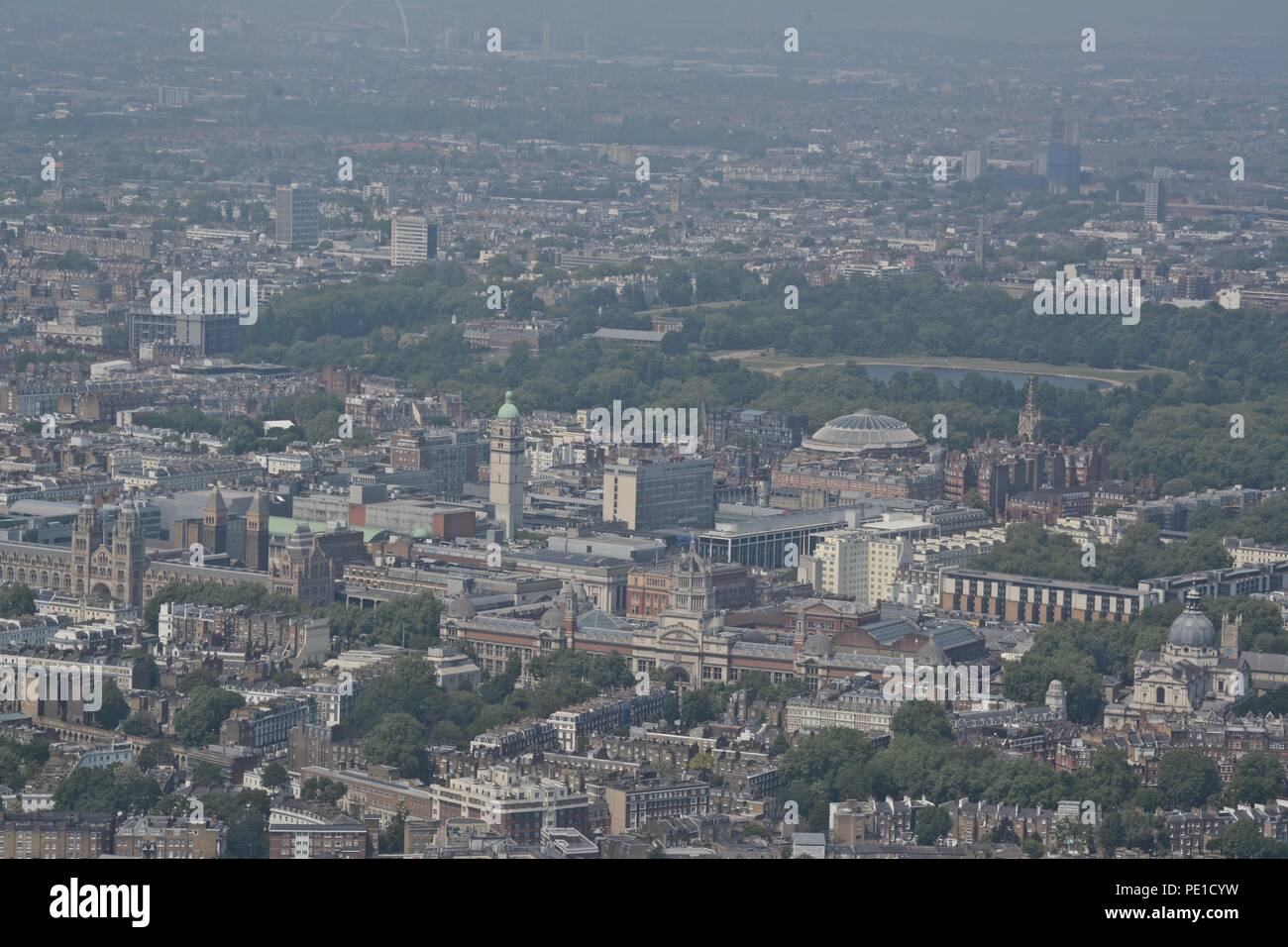 Kensington palace from above hi-res stock photography and images - Alamy