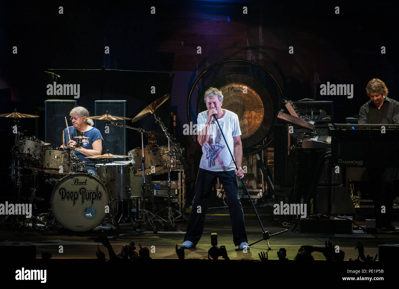 Rock events hi-res stock photography and images - Alamy