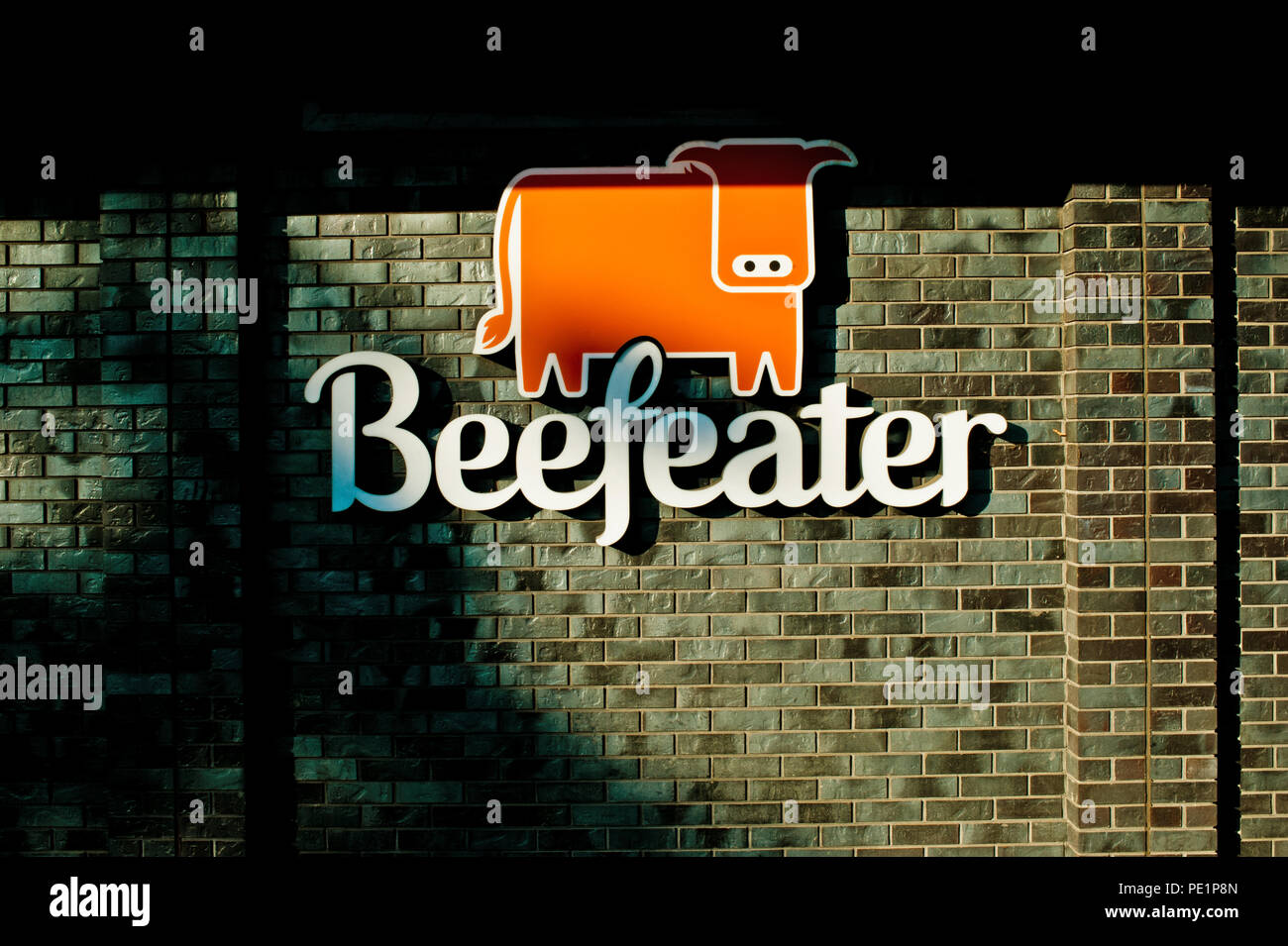 Arsenal sign hi-res stock photography and images - Alamy