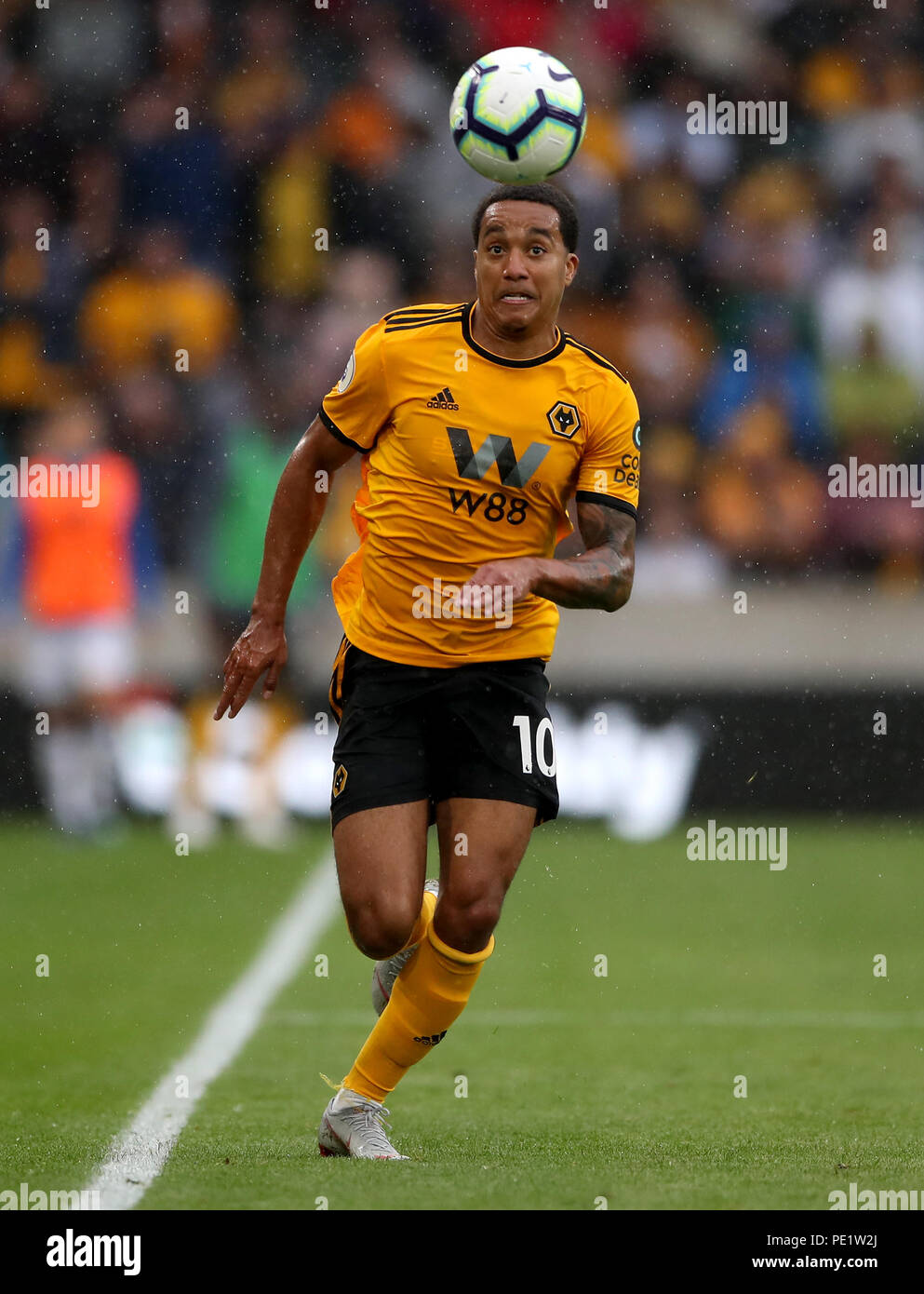 Wolverhampton wanderers helder costa hi-res stock photography and ...