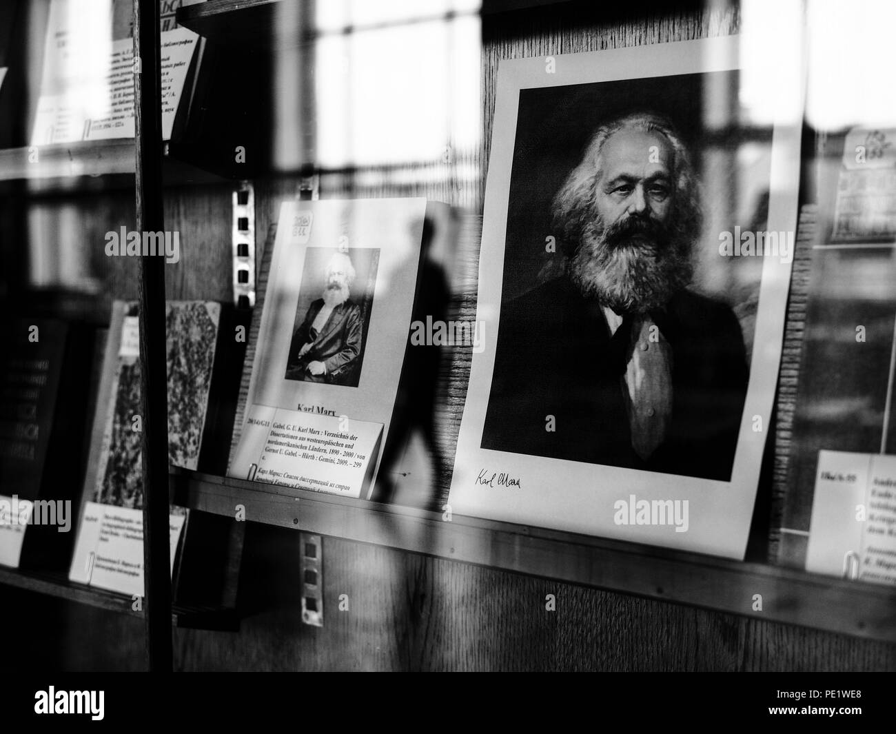 Karl marx library hi-res stock photography and images - Alamy