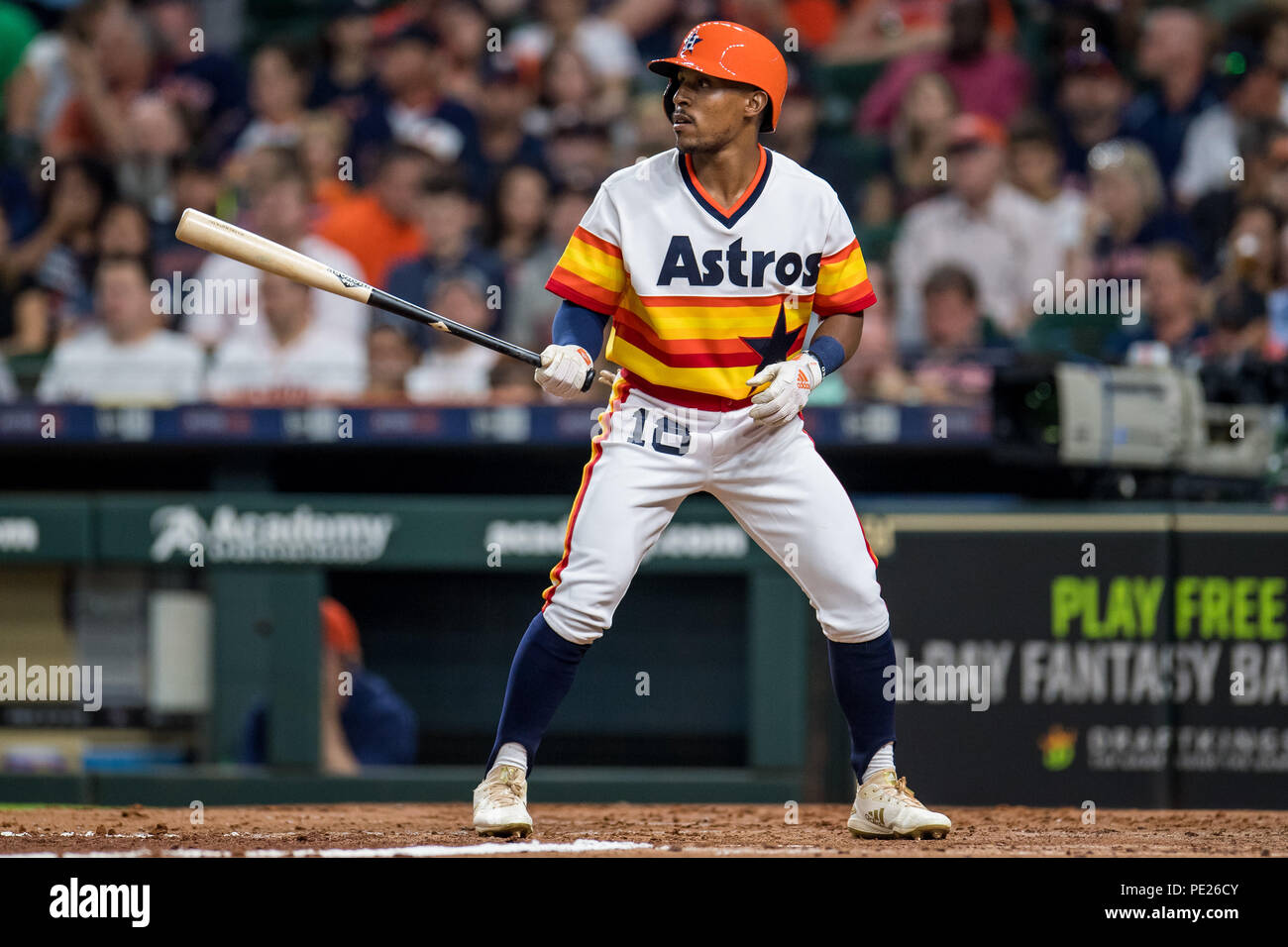 Throwback uniforms hi-res stock photography and images - Alamy