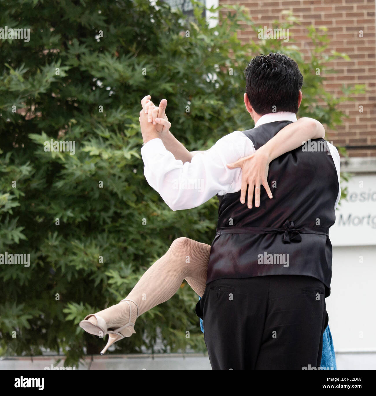 Dancers from Argentina dancing Tango Stock Photo - Alamy