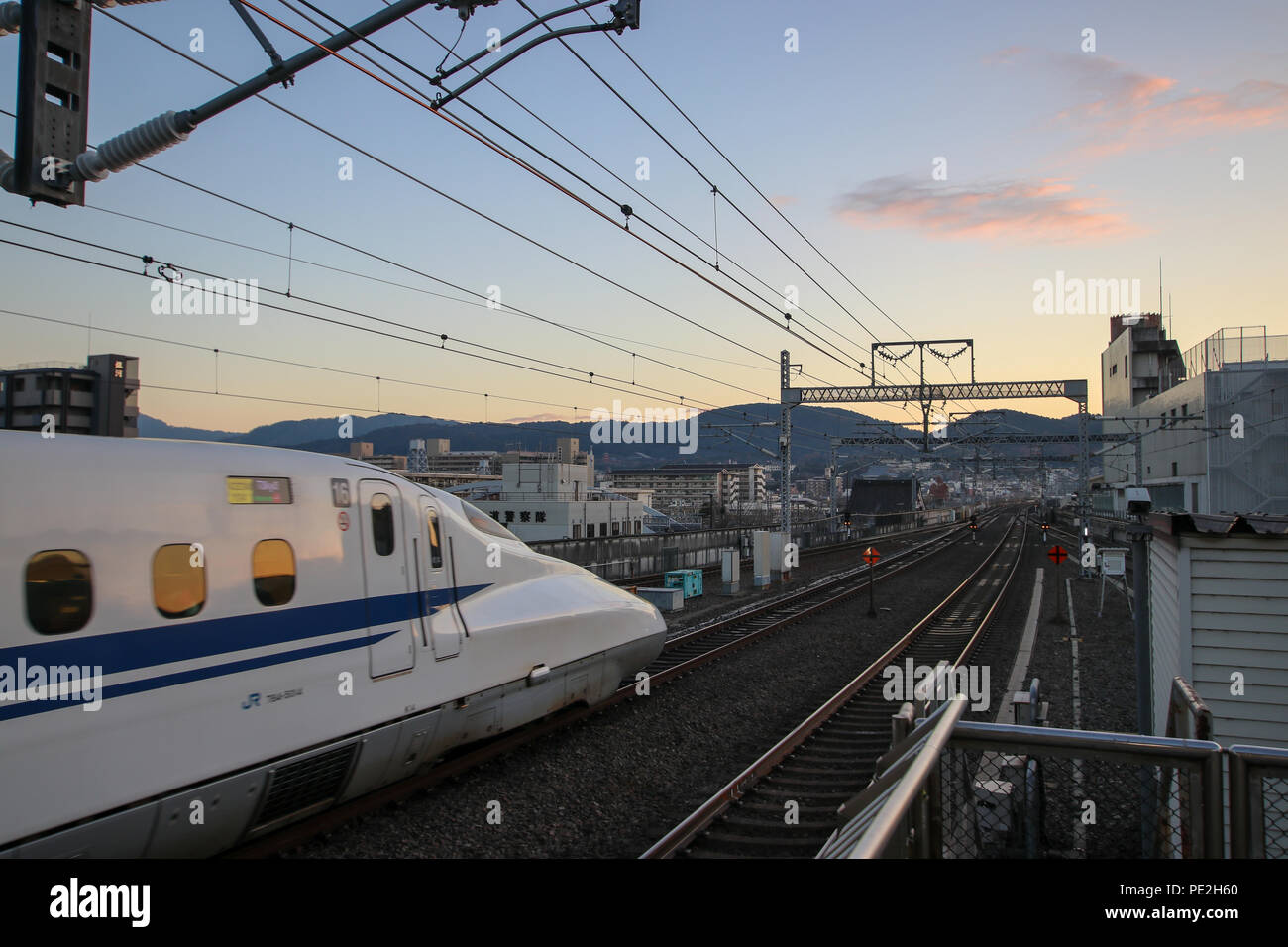 High speed shinkansen n700 hi-res stock photography and images - Alamy