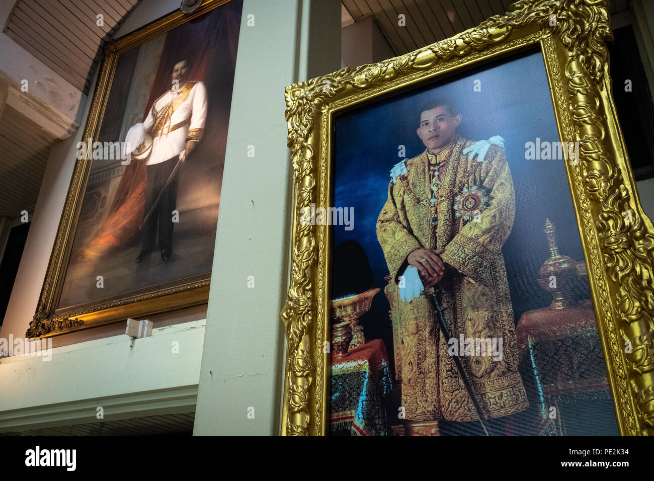 Portraits of King Phra Bat Somdet Phra Poraminthra Maha Chulalongkorn ...