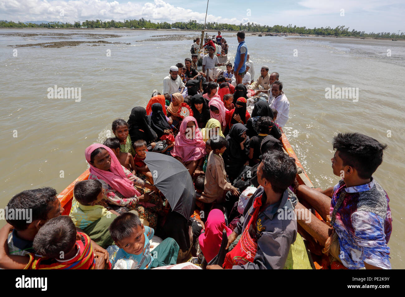 Rohingya exodus in Bangladesh Stock Photo - Alamy