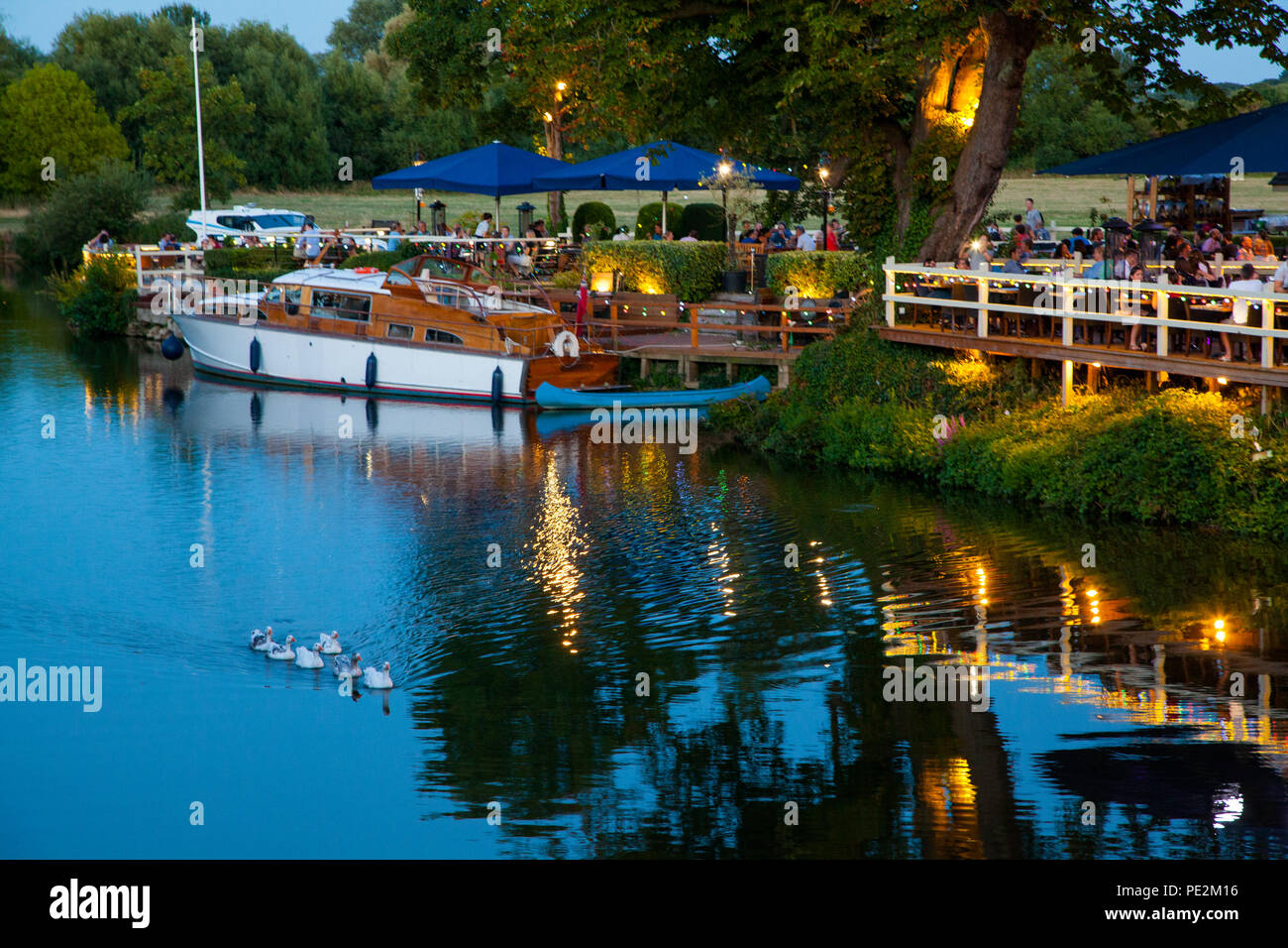 The Nags Head Pub High Resolution Stock Photography and Images - Alamy