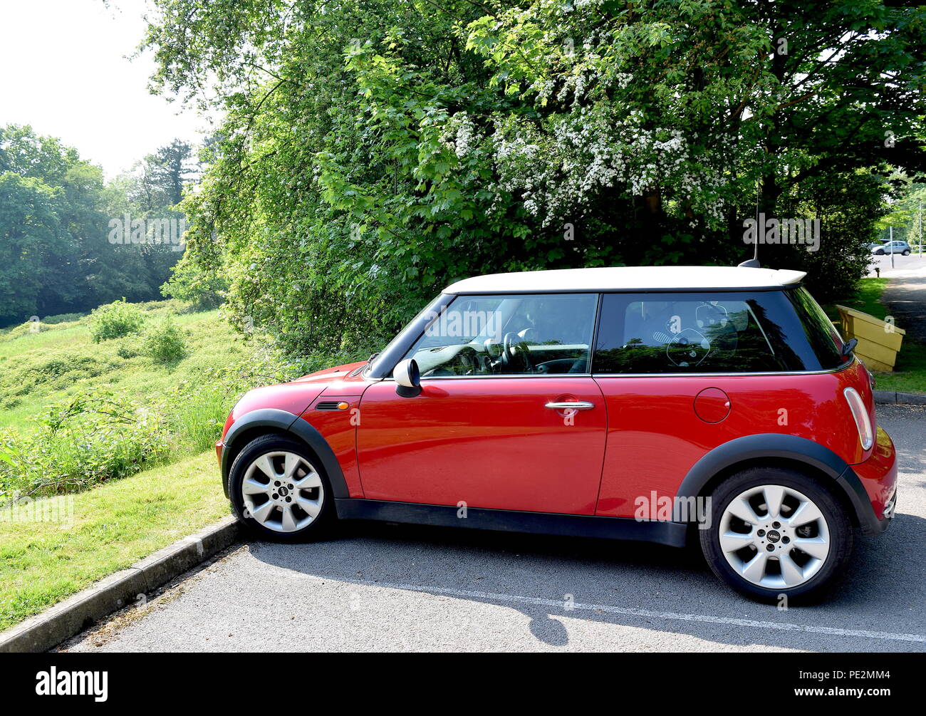 Car Mini parked Stock Photo - Alamy