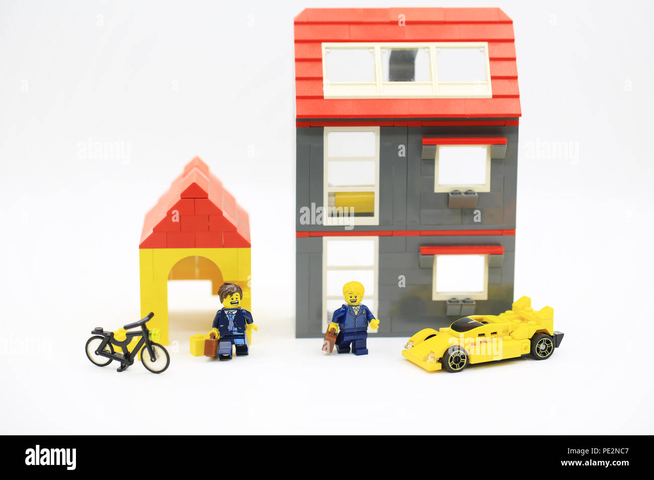 Management of housing hi-res stock photography and images - Alamy