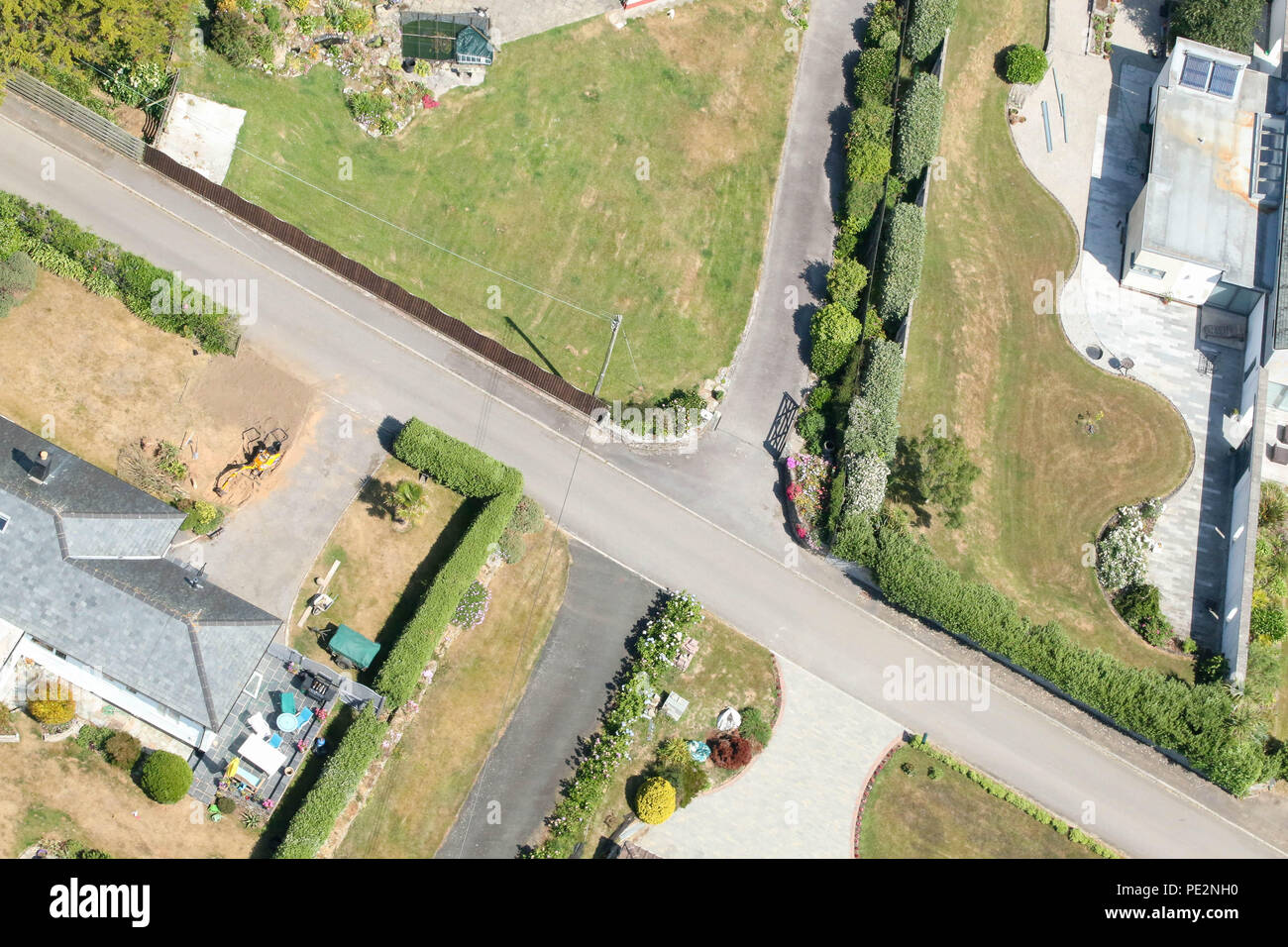 Residential birds eye view uk hi-res stock photography and images - Alamy