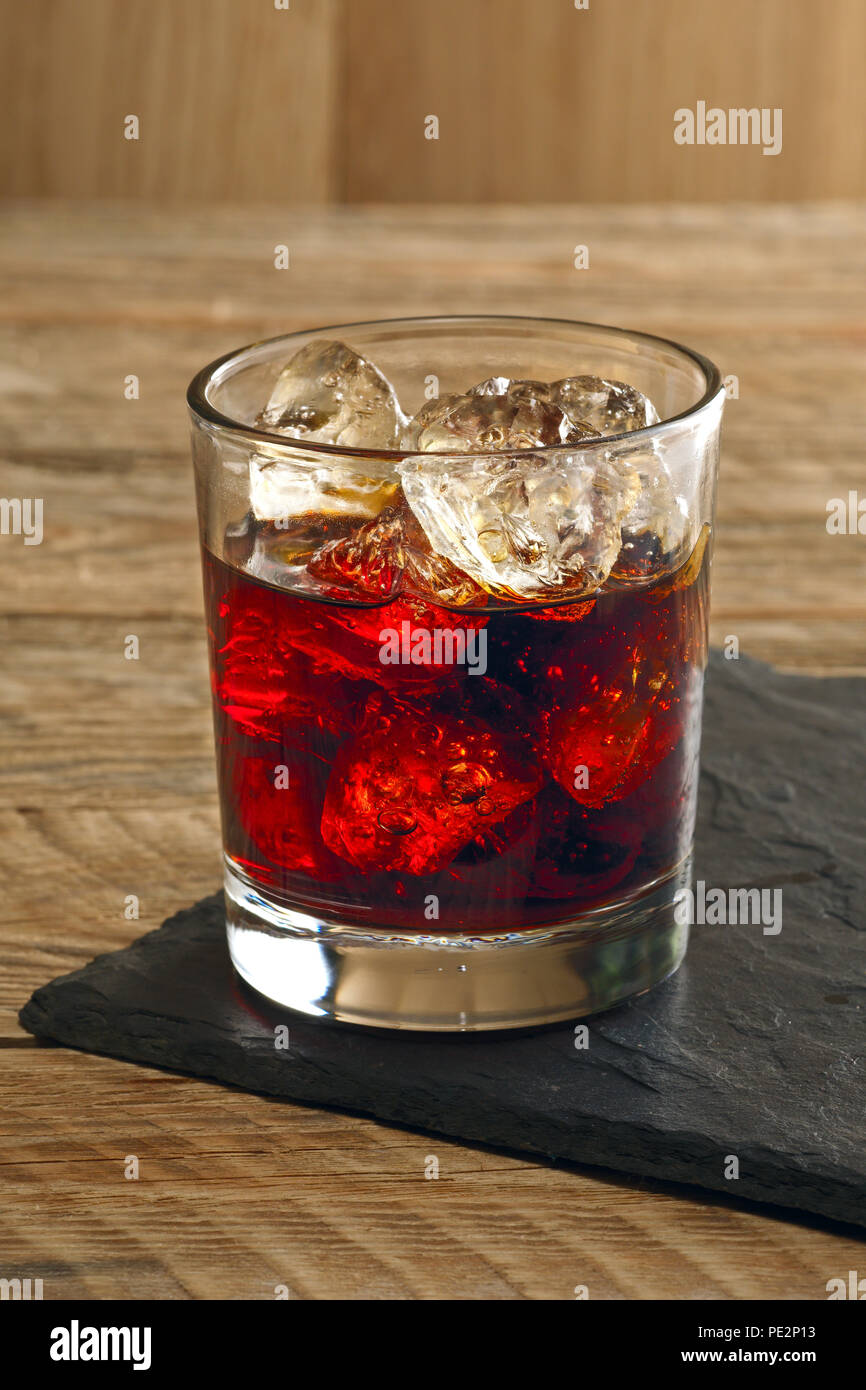 Cola cocktail hi-res stock photography and images - Alamy