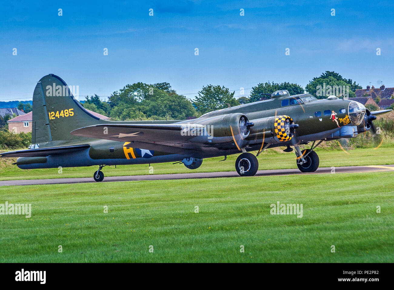 Aircraft Boeing B-17 Flying Fortress Duxford UK Stock Photo - Alamy