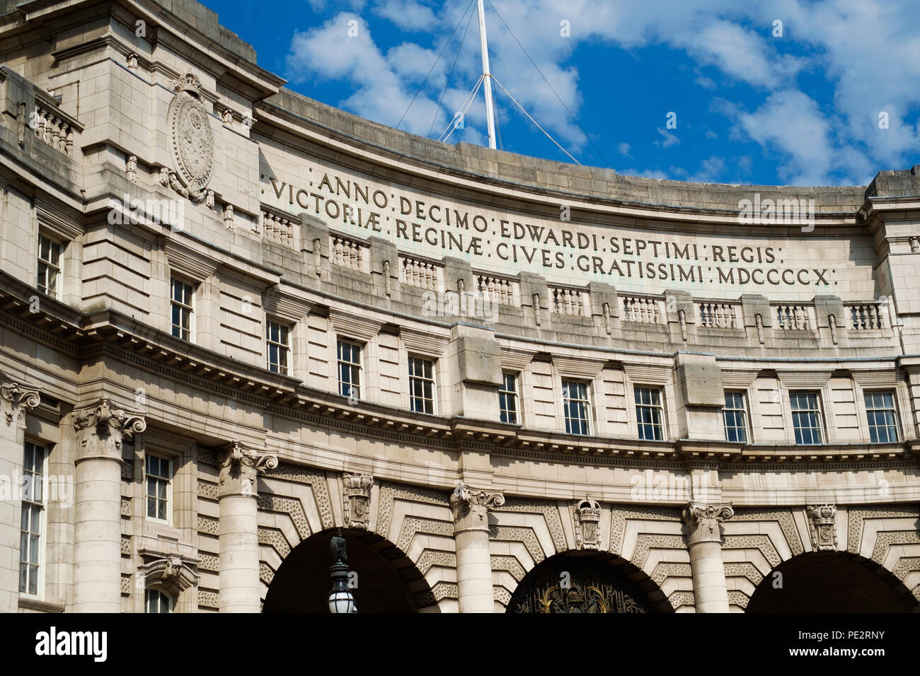 Admiralty Arch Entrance High Resolution Stock Photography and Images ...