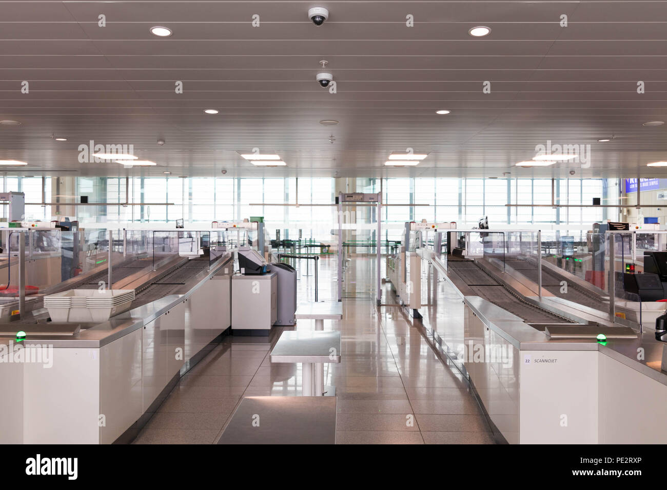 Security Screening Station High Resolution Stock Photography and Images ...