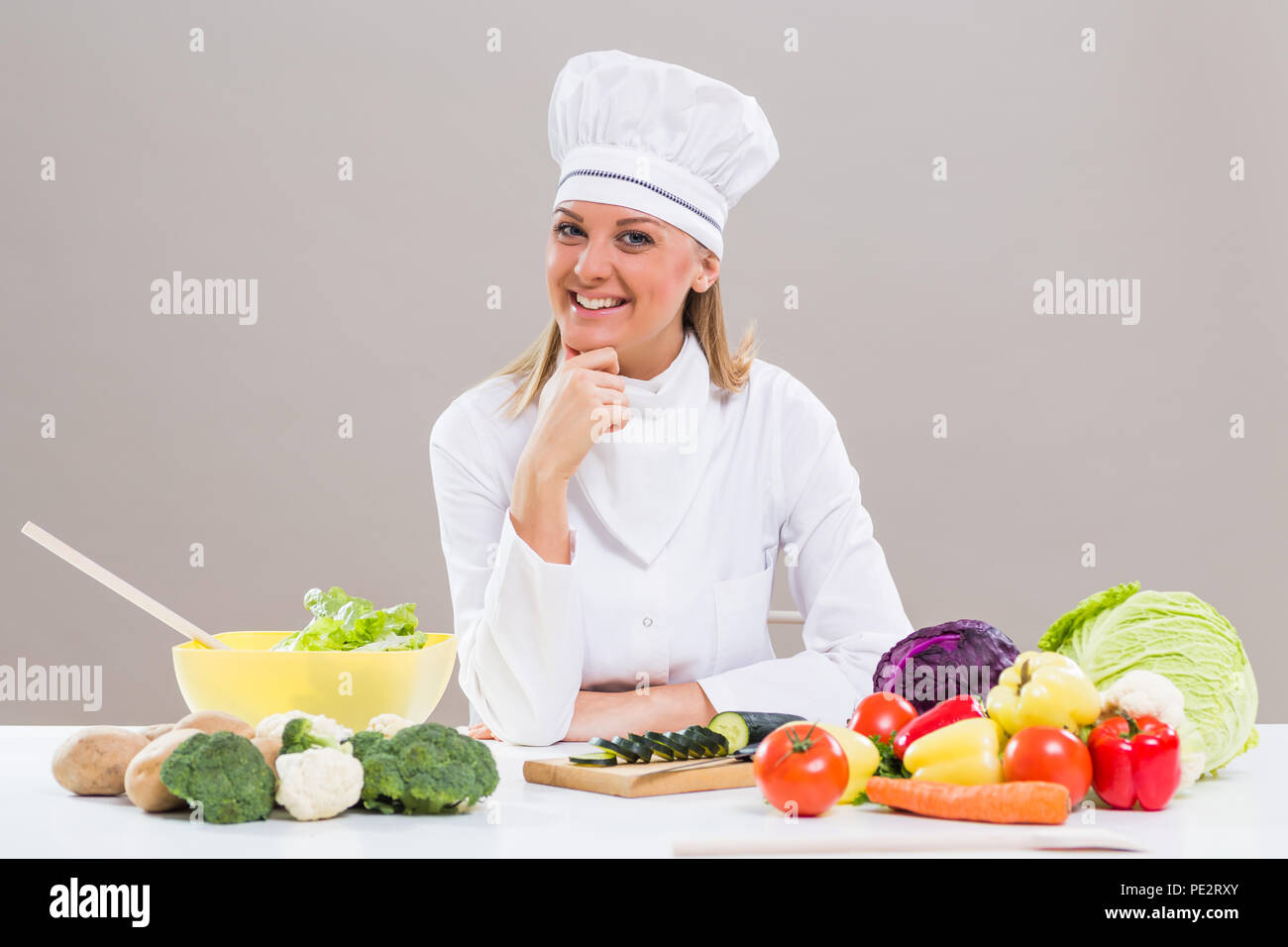 Chef woman portrait cutting hi-res stock photography and images - Alamy