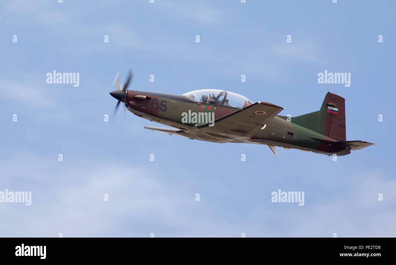Slovenian Air Force - Pilatus PC-9M (Hudournik) Swift performing at the ...