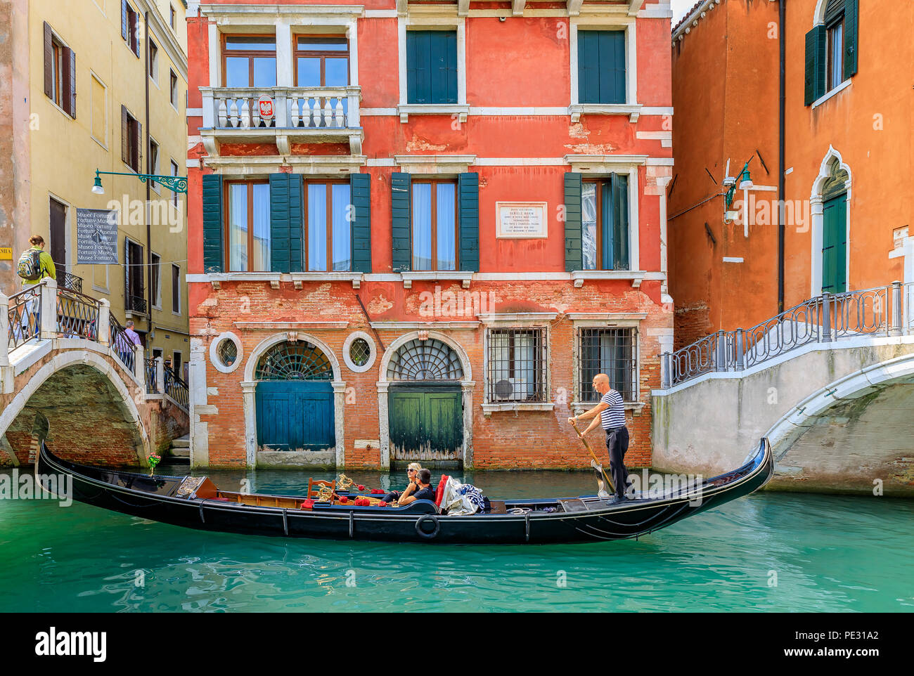 Happy gondolier hi-res stock photography and images - Alamy