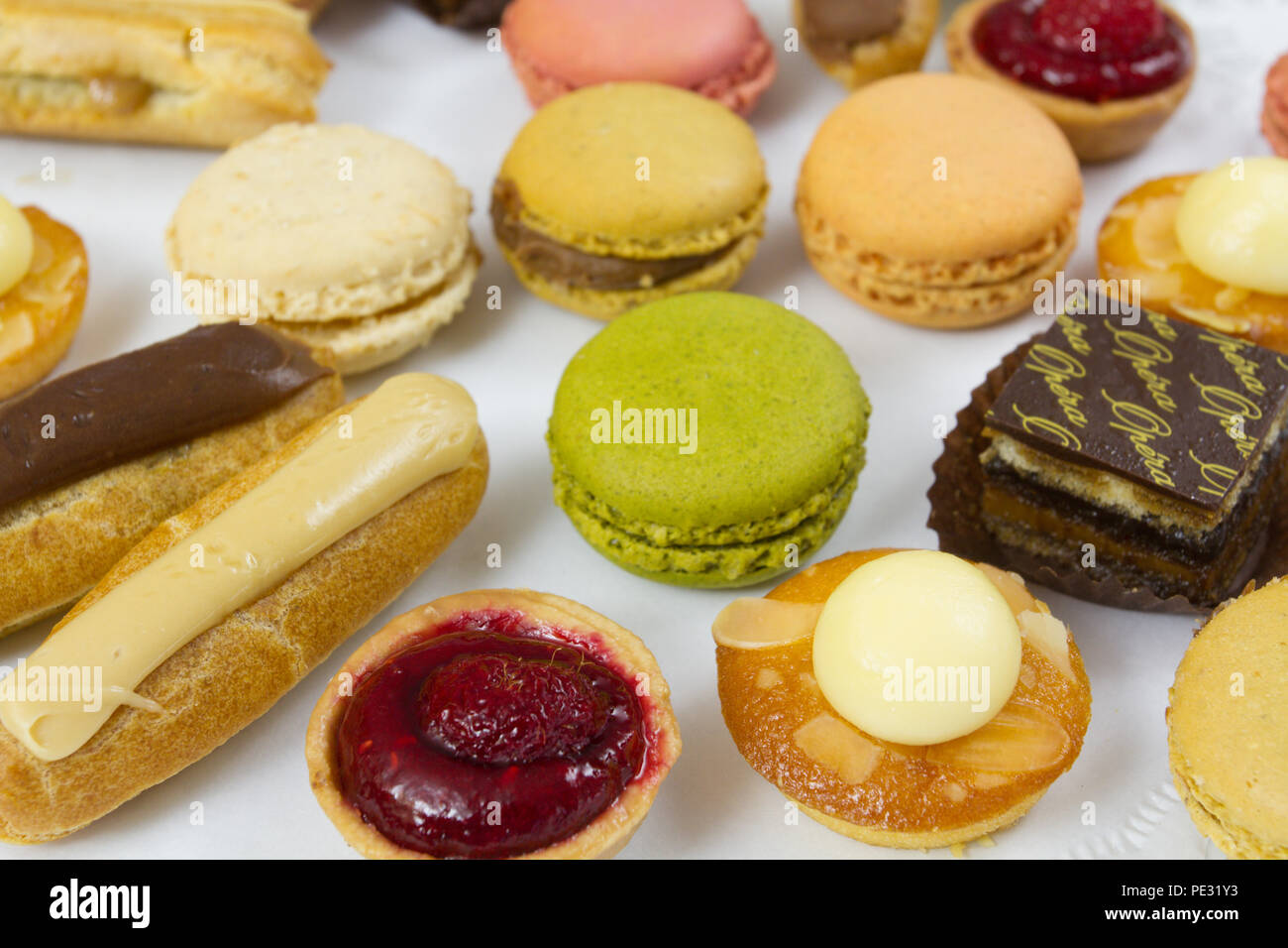 Types Of French Pastries Macaroon