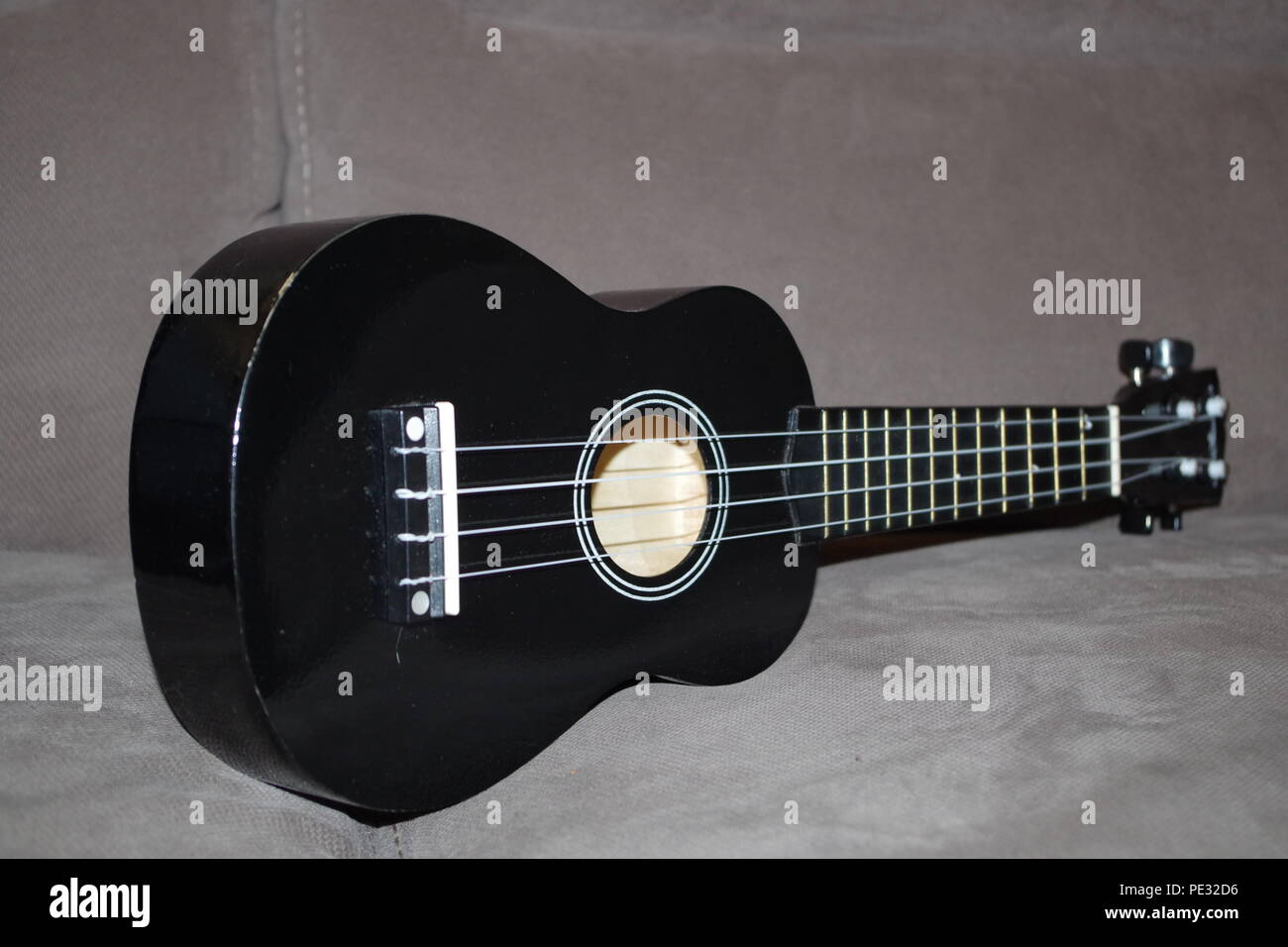 Small uke hi-res stock photography and images - Alamy