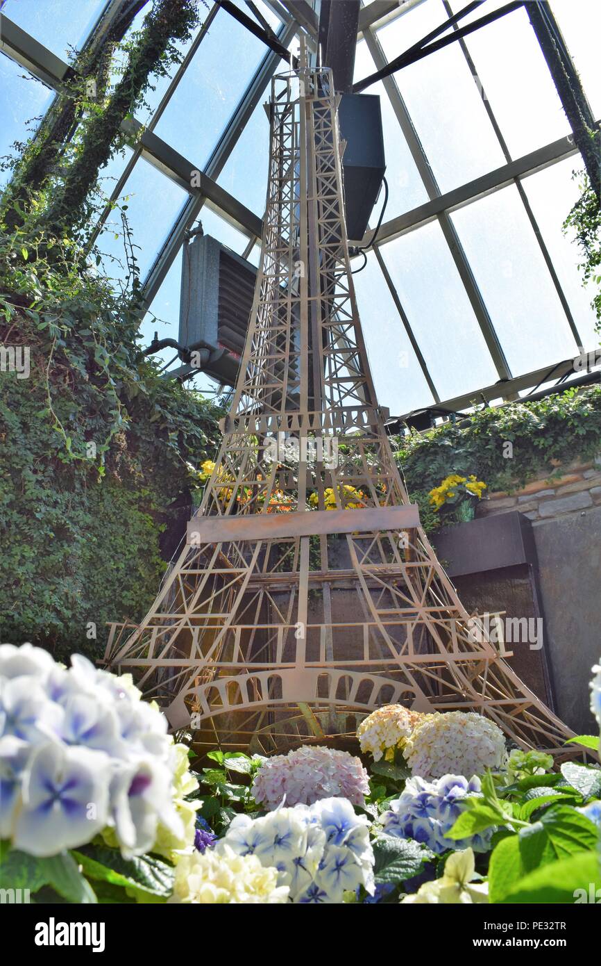Greenhouse tower hi-res stock photography and images - Alamy