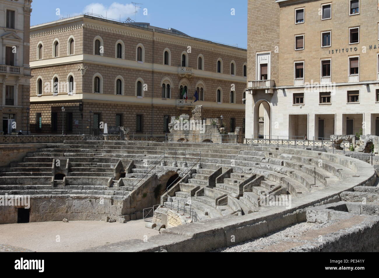 Roman amphitheatre lecce puglia italy hi-res stock photography and ...