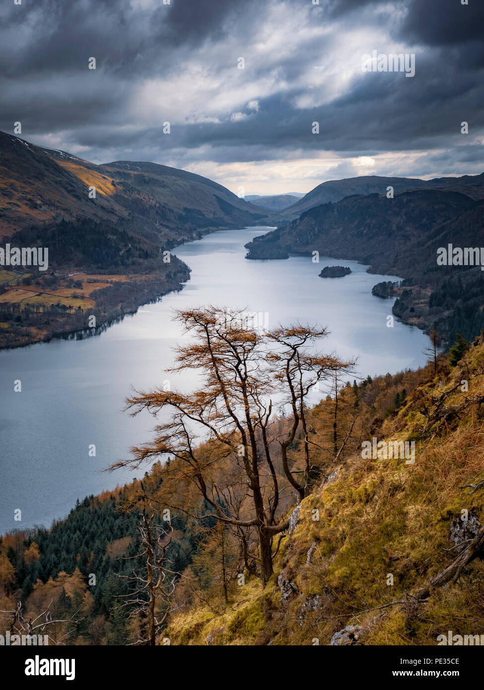 Raven crag hi-res stock photography and images - Alamy