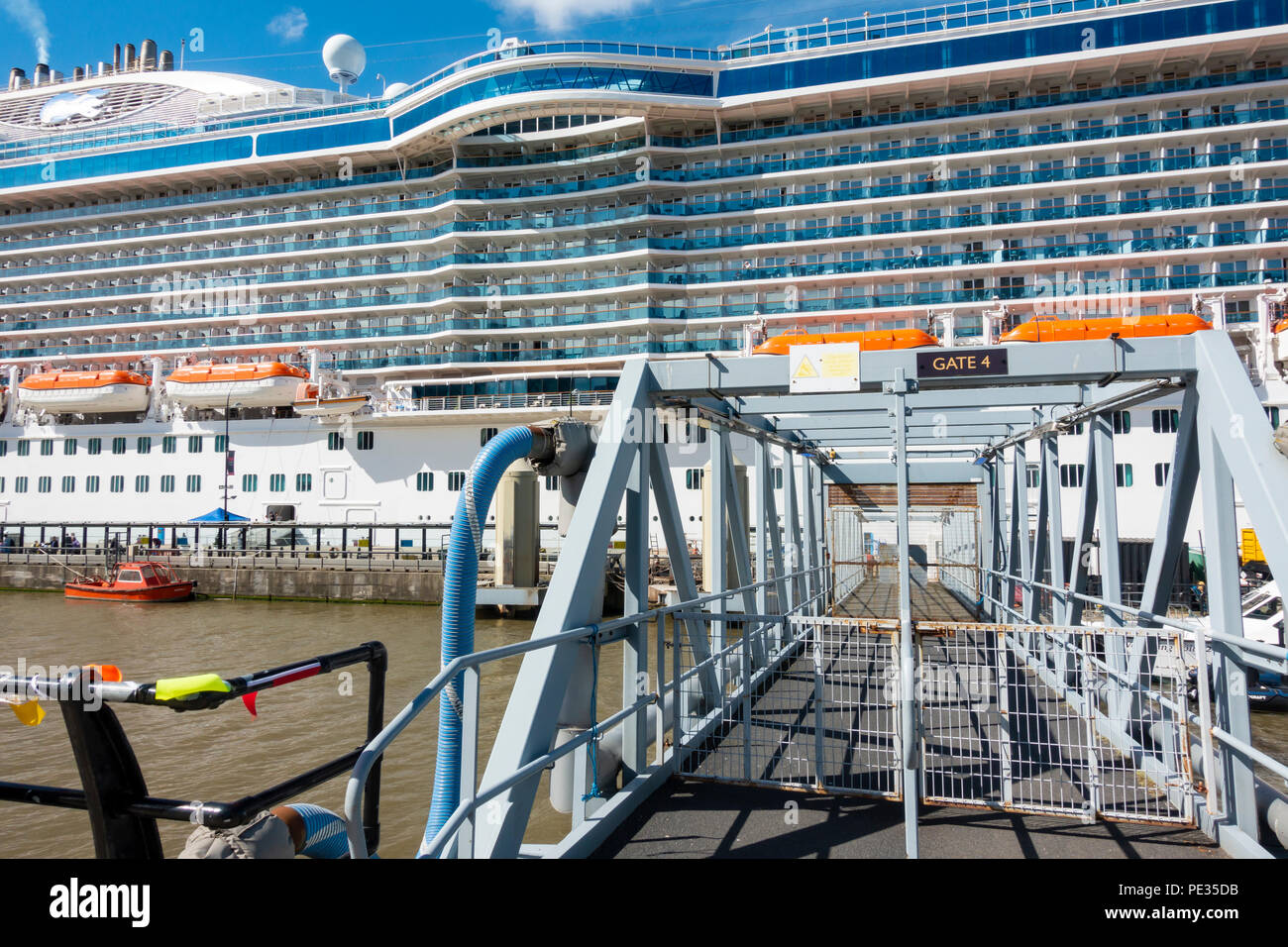 Royal Princess Cruise Ship docked at Liverpool Stock Photo - Alamy