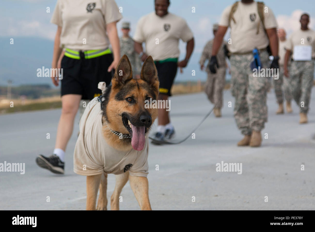 U s army staff sgt sarah ward hi-res stock photography and images - Alamy