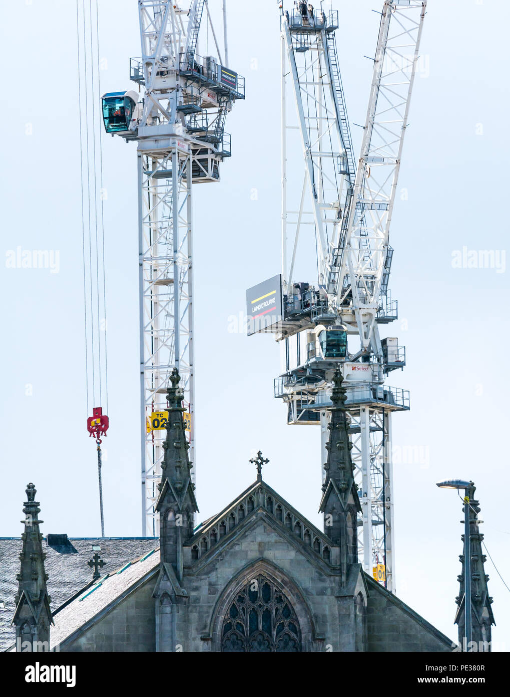 Laing O'Rourke cranes at Edinburgh St James construction site ...